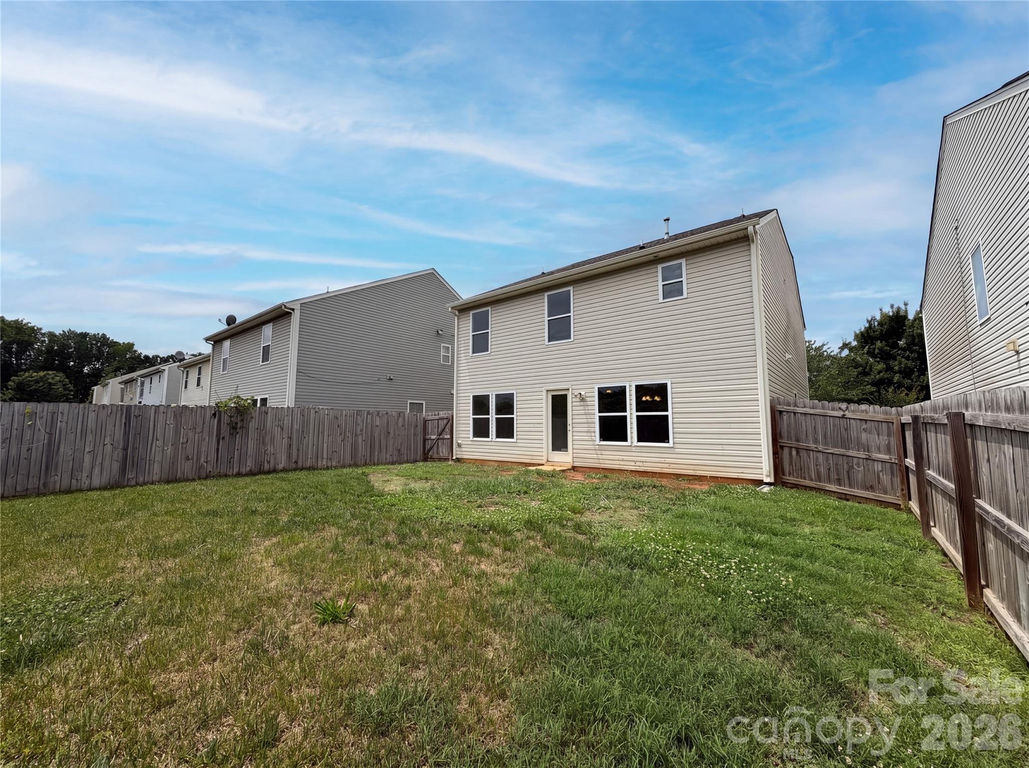 Photo 17 of 2534 Stream Bank Drive, Charlotte, NC