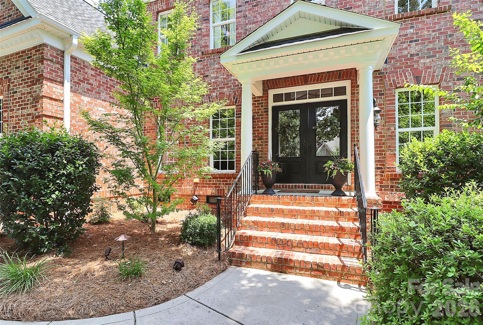 Photo 3 of 13824 Glen Abbey Drive, Charlotte, NC