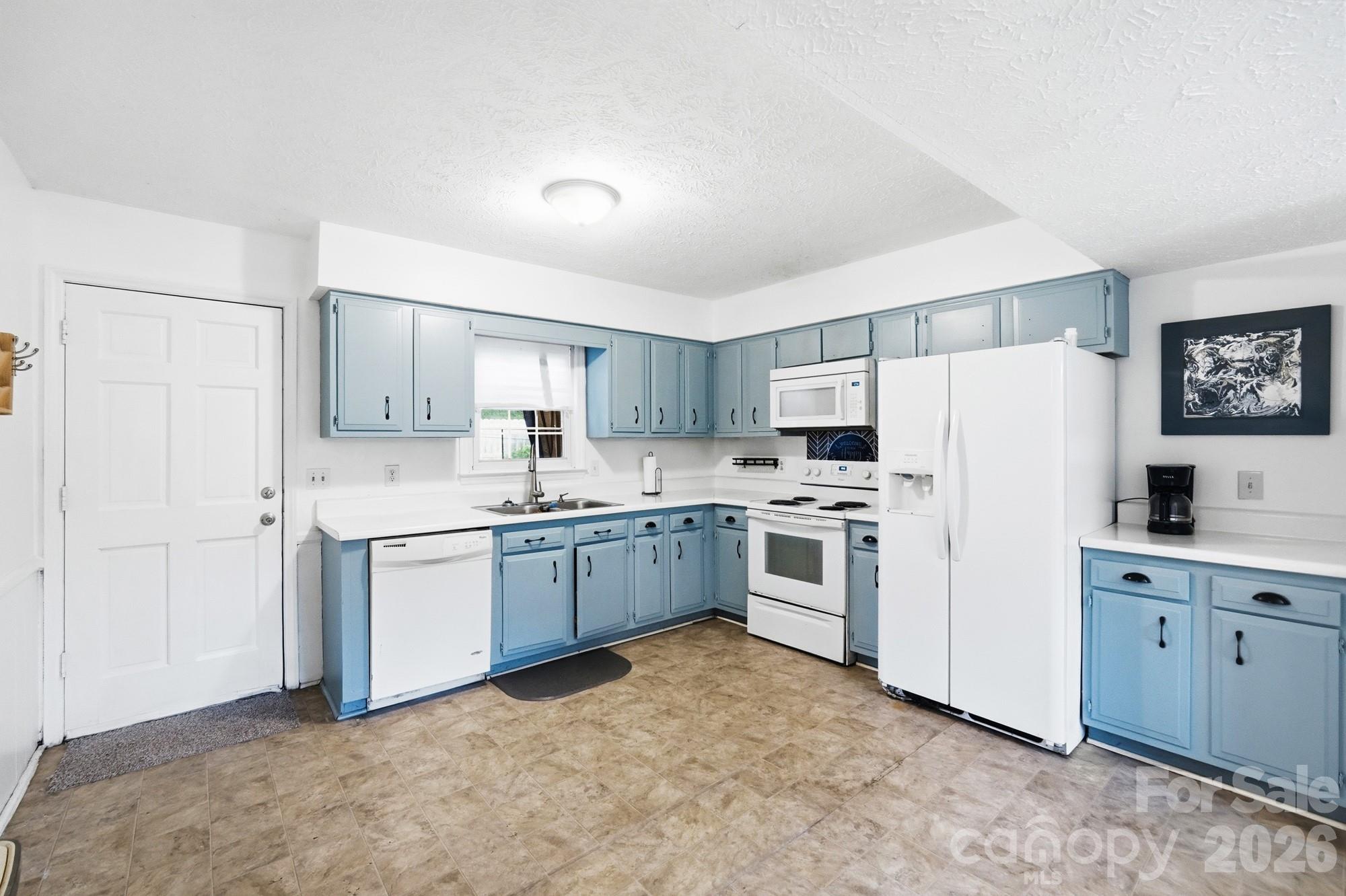 908 Forest Drive, Marshville, NC - photo 15 of 42