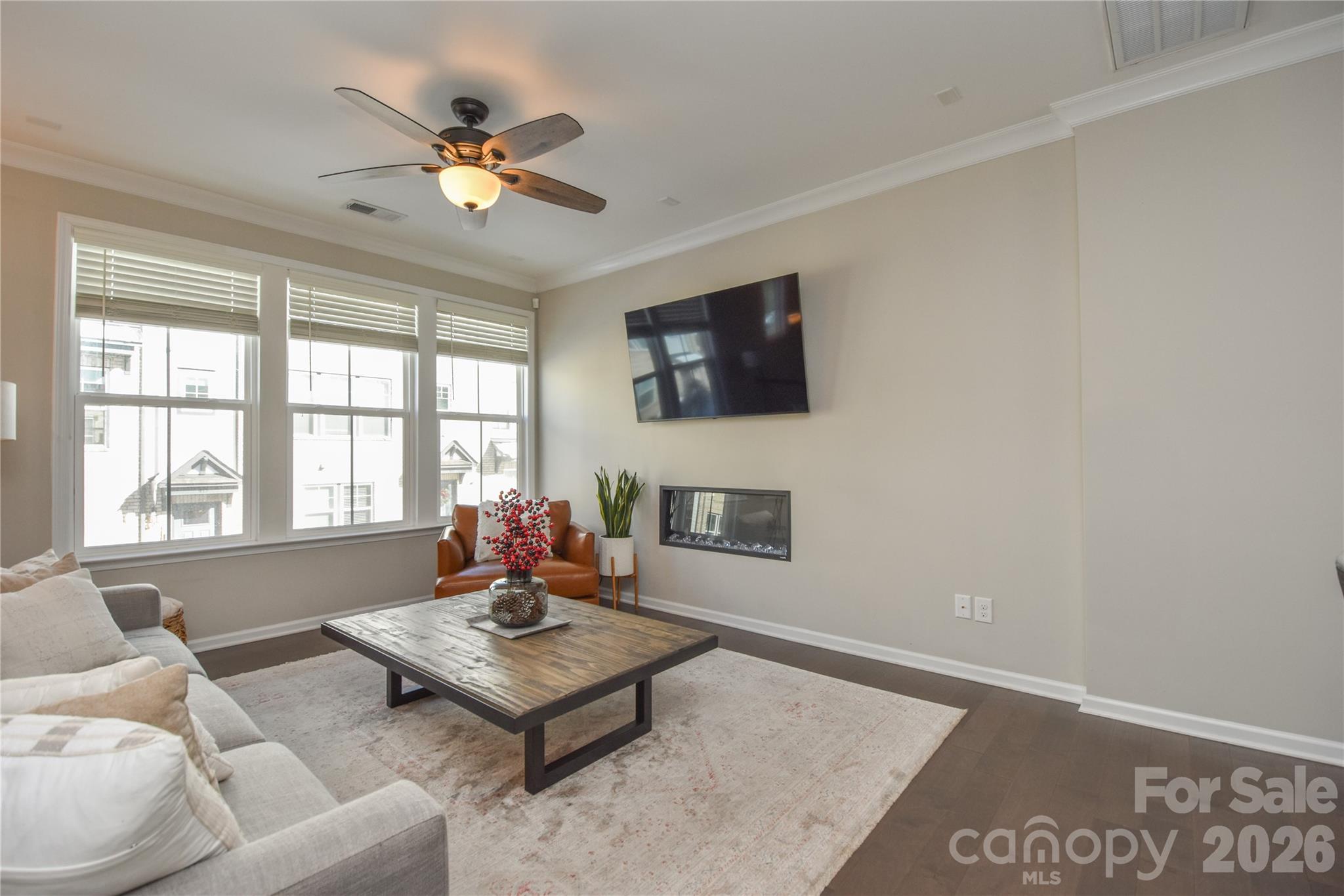 Photo 7 of 612 Tudor Park Way, Charlotte, NC
