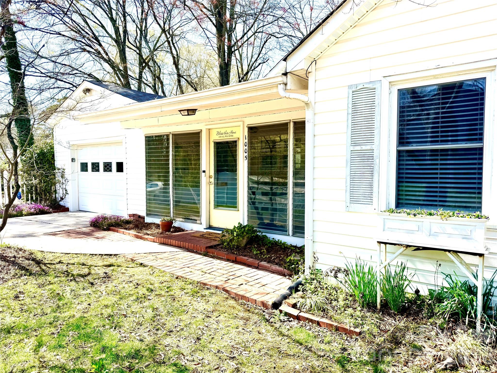 1005 N Main Street, Oakboro, NC - photo 8 of 48