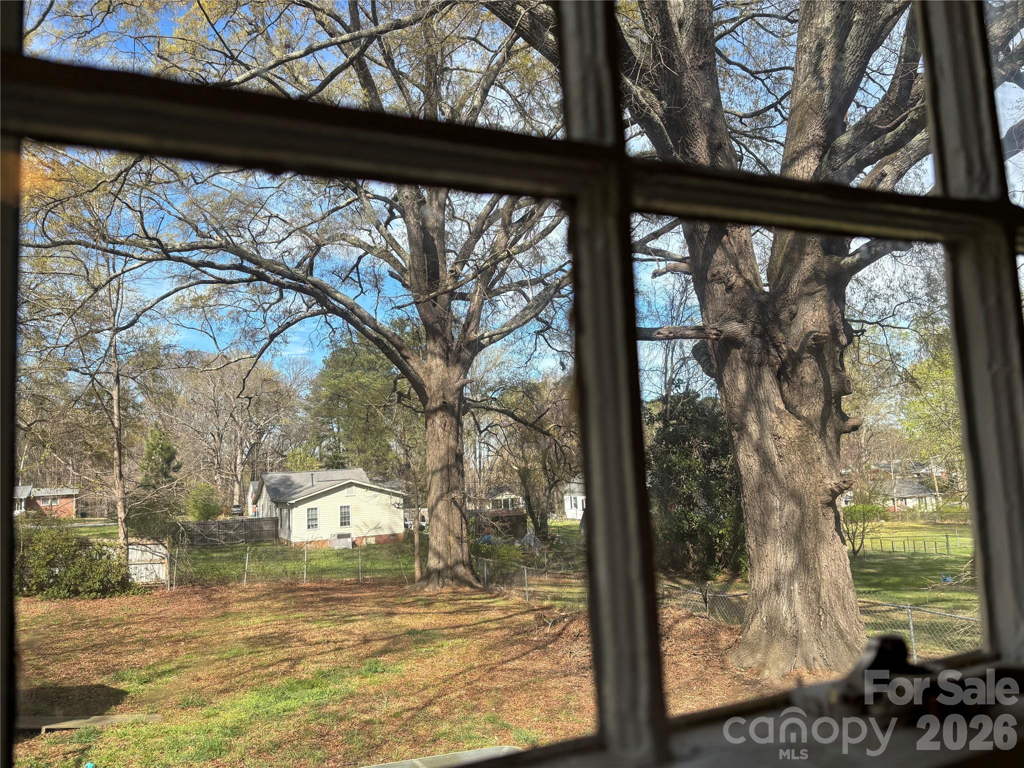 Photo 4 of 214 W Maine Avenue, Bessemer City, NC
