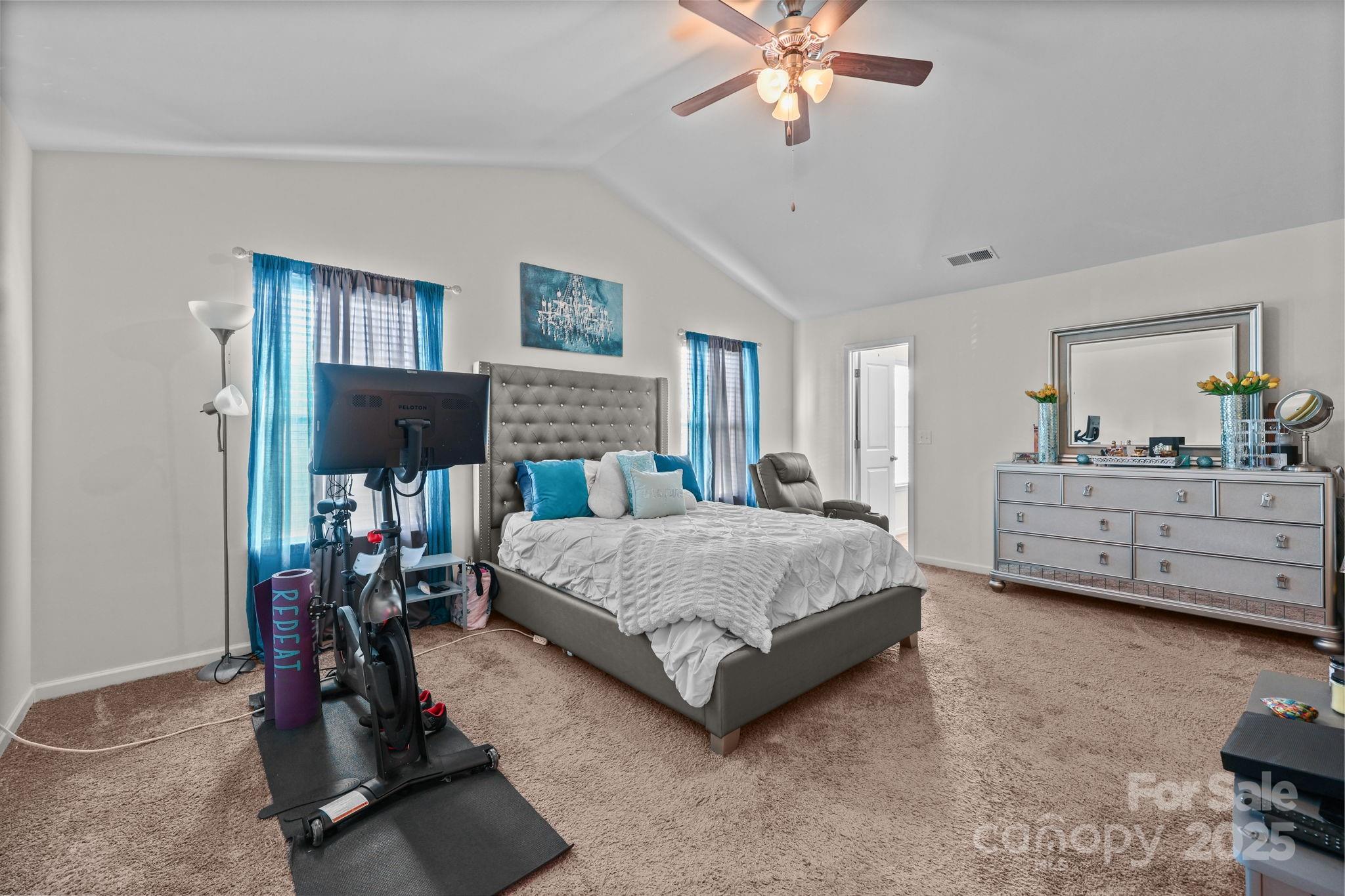 Photo 25 of 5433 Tumbling Brook Lane, Charlotte, NC
