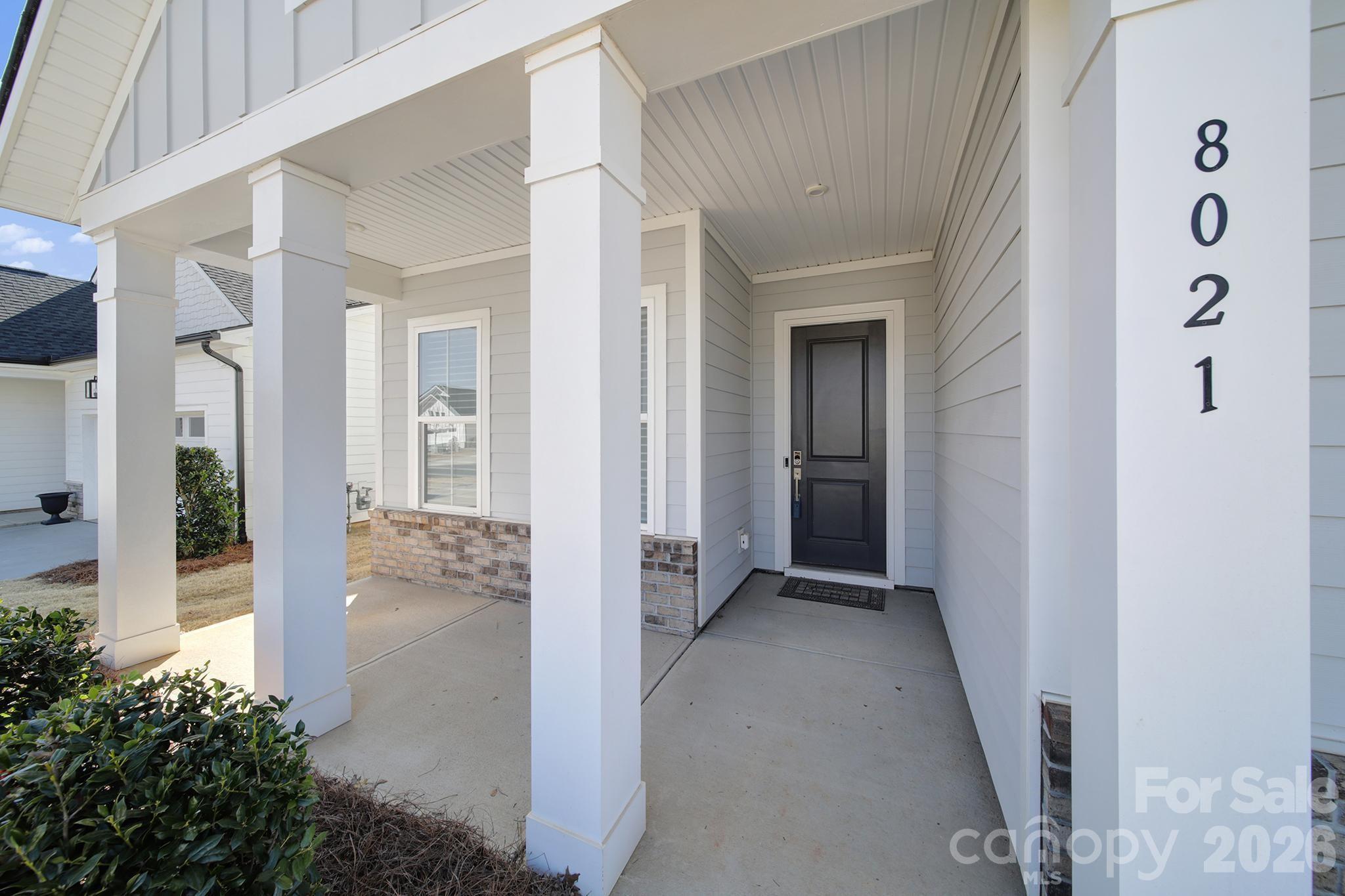 Photo 4 of 8021 Brookbank Drive, Charlotte, NC