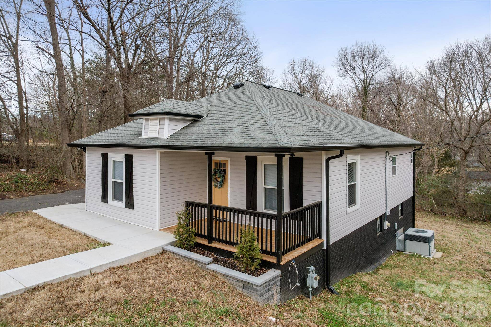 305 E Henry Street, Belmont, NC - photo 23 of 28