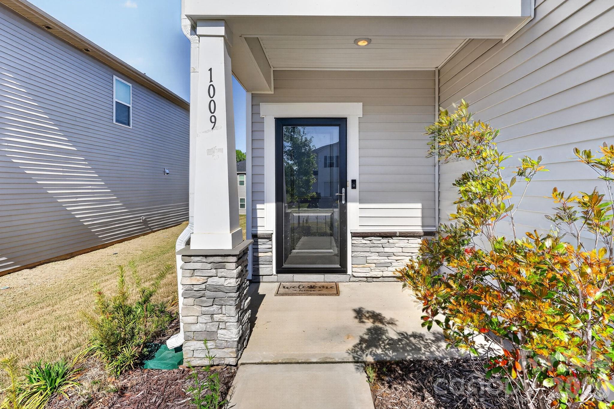 Photo 3 of 1009 Jeffery Dean Court, Albemarle, NC