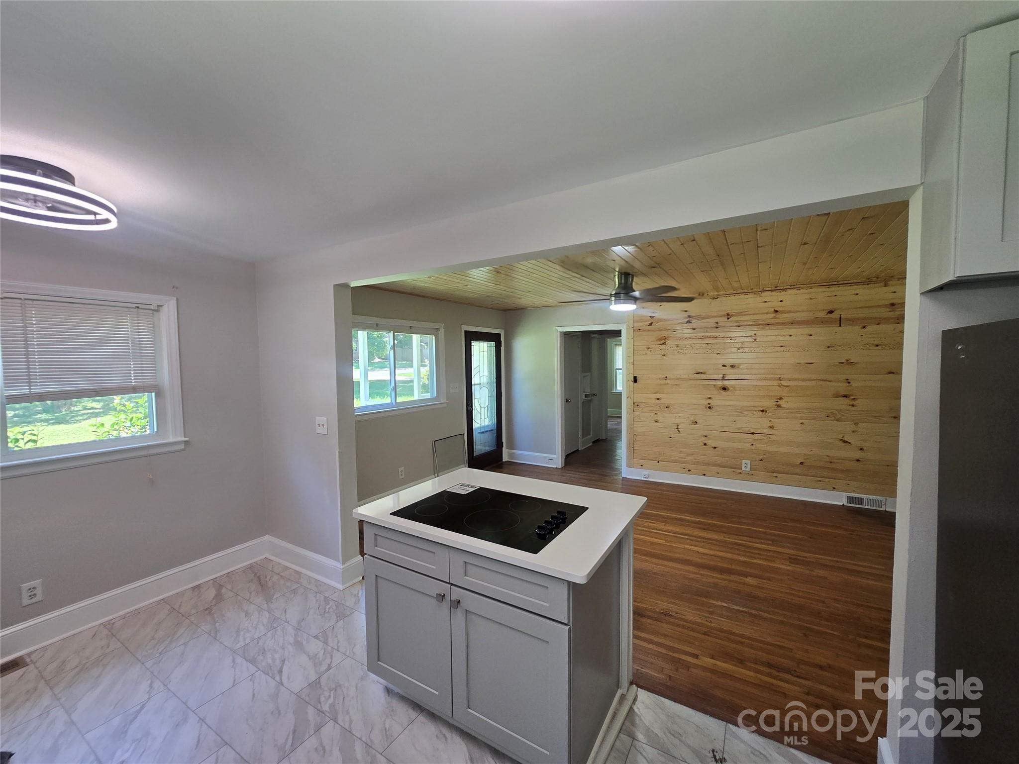 1733 Merry Oaks Road, Charlotte, NC - photo 7 of 12