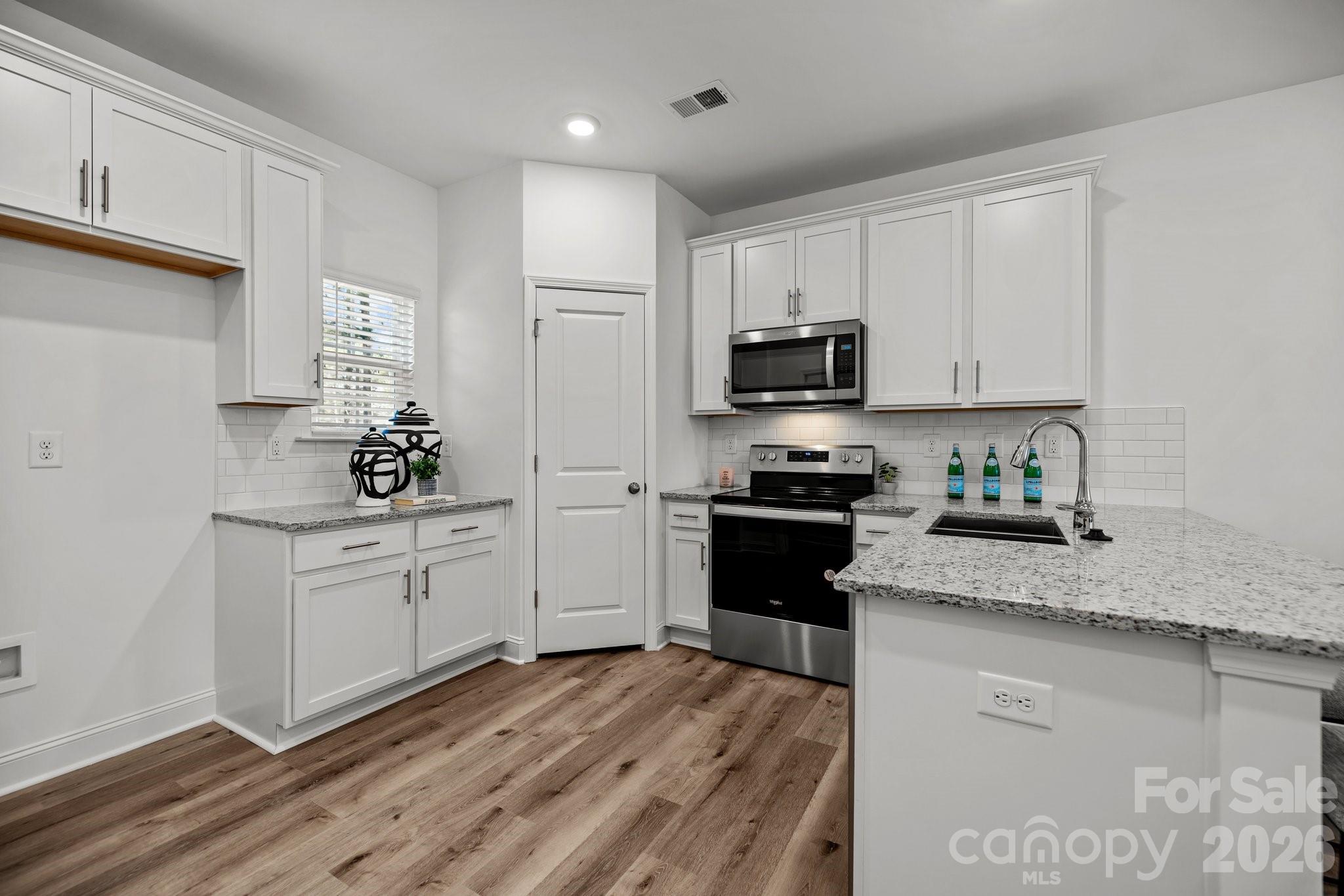 Photo 3 of 3200 Butler Hill Drive29, Matthews, NC