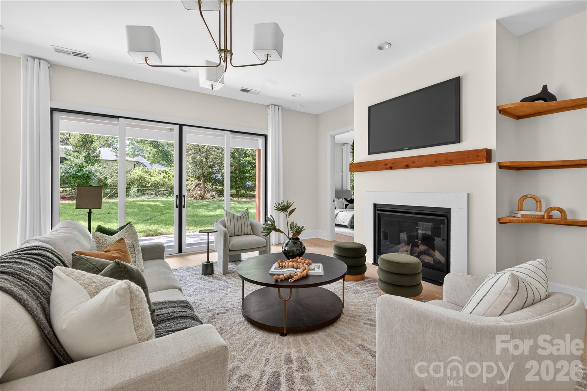 Photo 14 of 1600 E Barden Road, Charlotte, NC