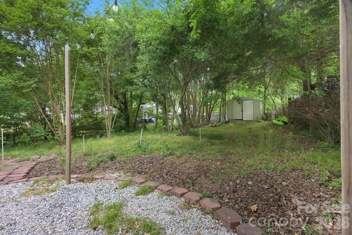 7811 Heatherdale Court, Charlotte, NC - photo 10 of 12