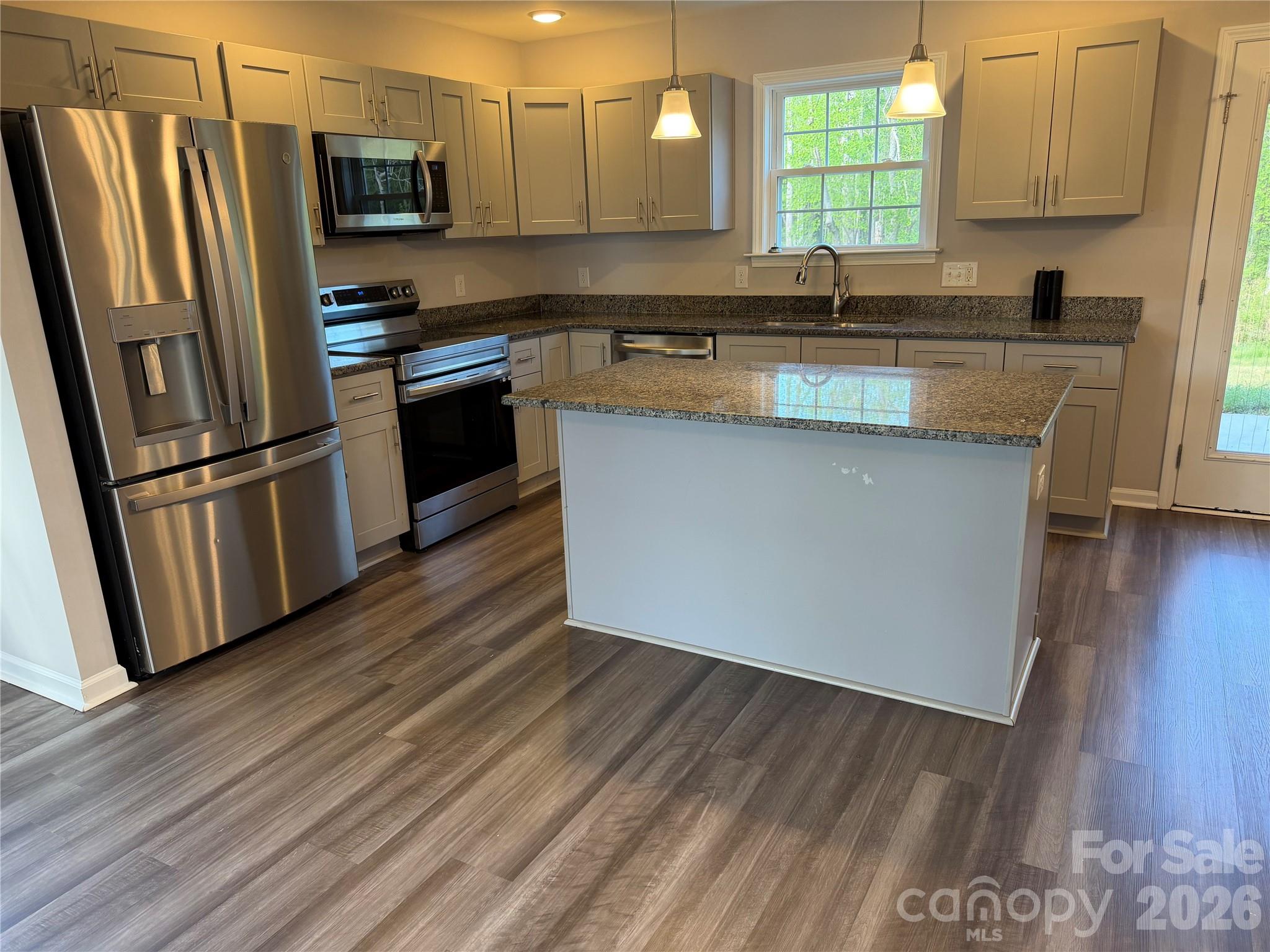 408 N Elm Street, Pageland, SC - photo 7 of 27