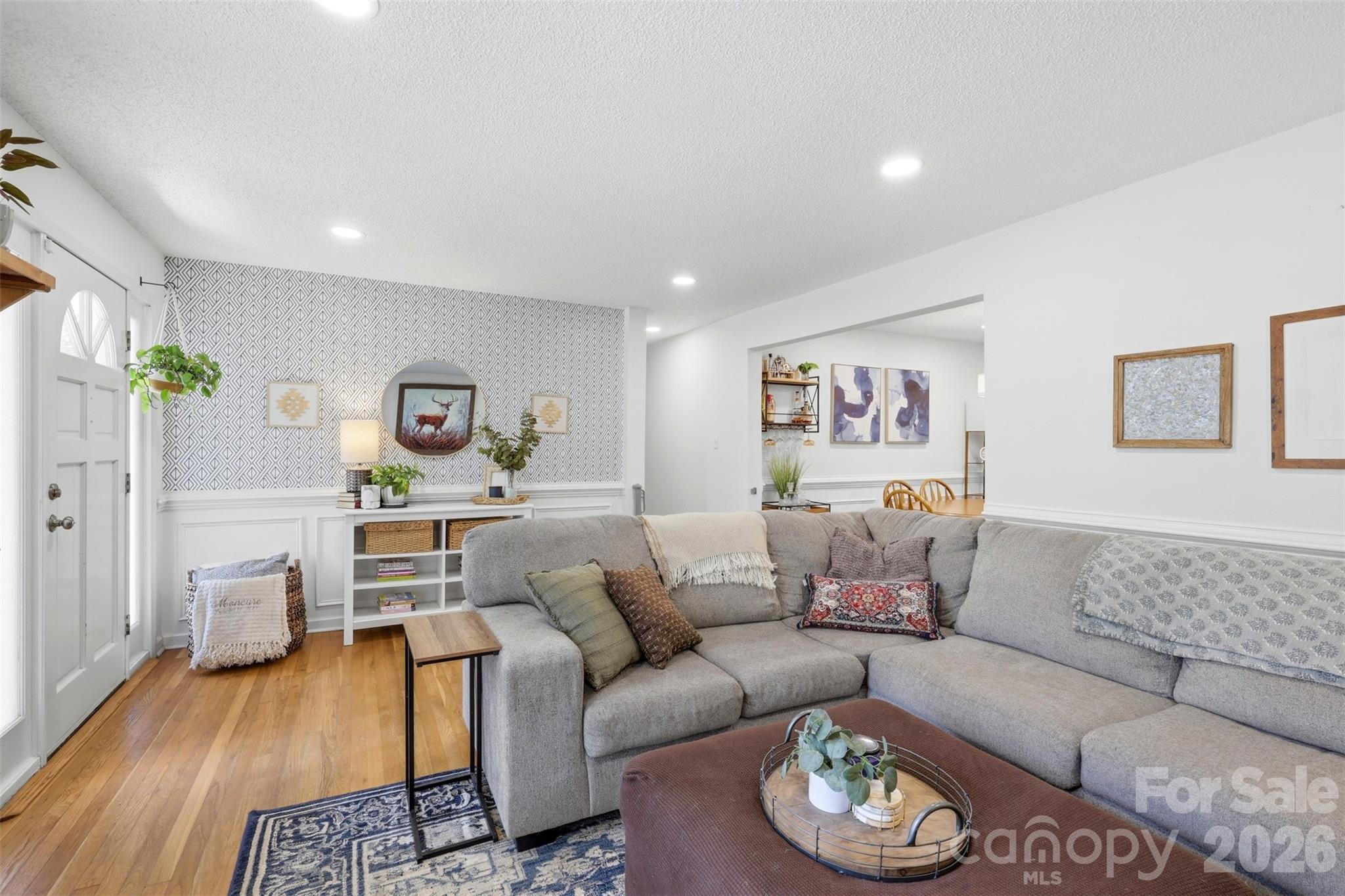 Photo 7 of 6607 Elmwood Circle, Charlotte, NC