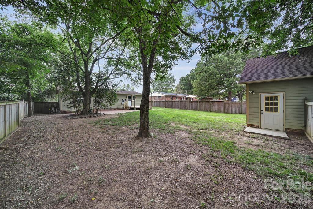 Photo 23 of 2715 Springway Drive, Charlotte, NC