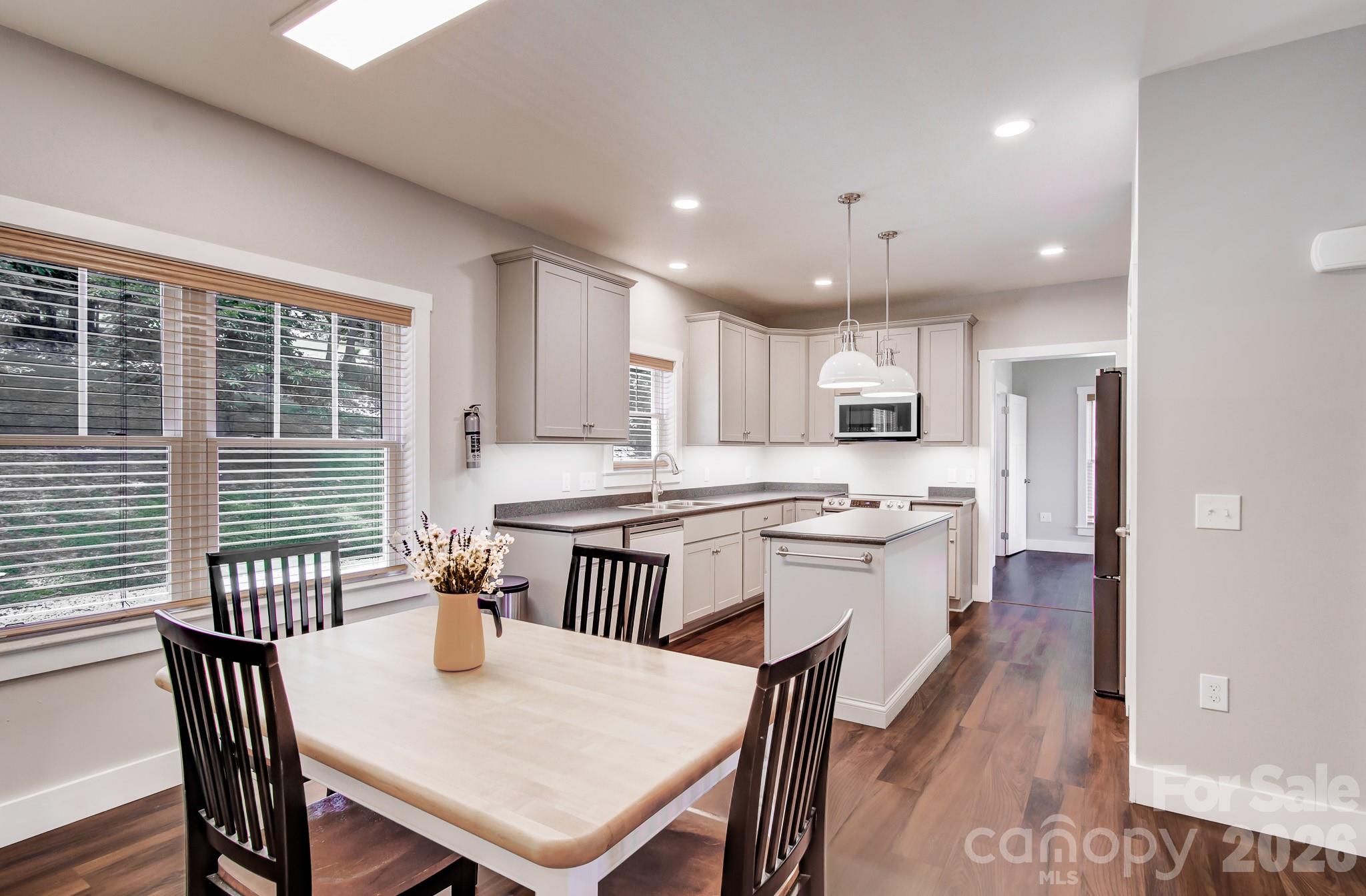 182 Ellerslie Acre None, Hendersonville, NC - photo 9 of 45