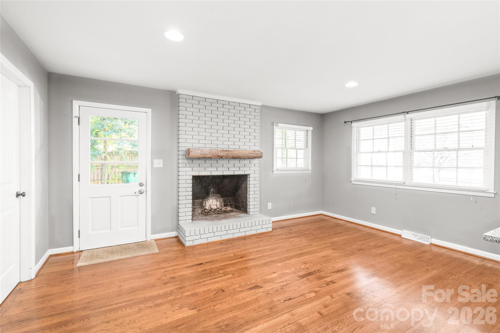 Photo 16 of 1612 Redcoat Drive, Charlotte, NC