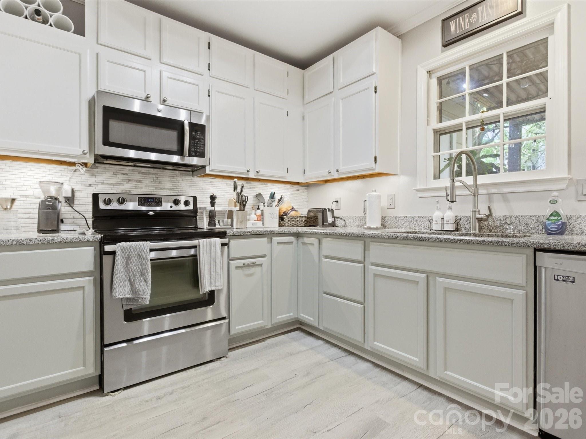 Photo 12 of 3304 Selwyn Farms Lane3, Charlotte, NC