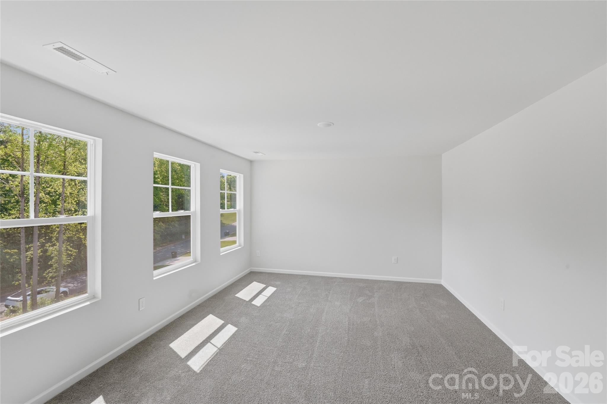 5145 Mark Drive NE, Hickory, NC - photo 4 of 43