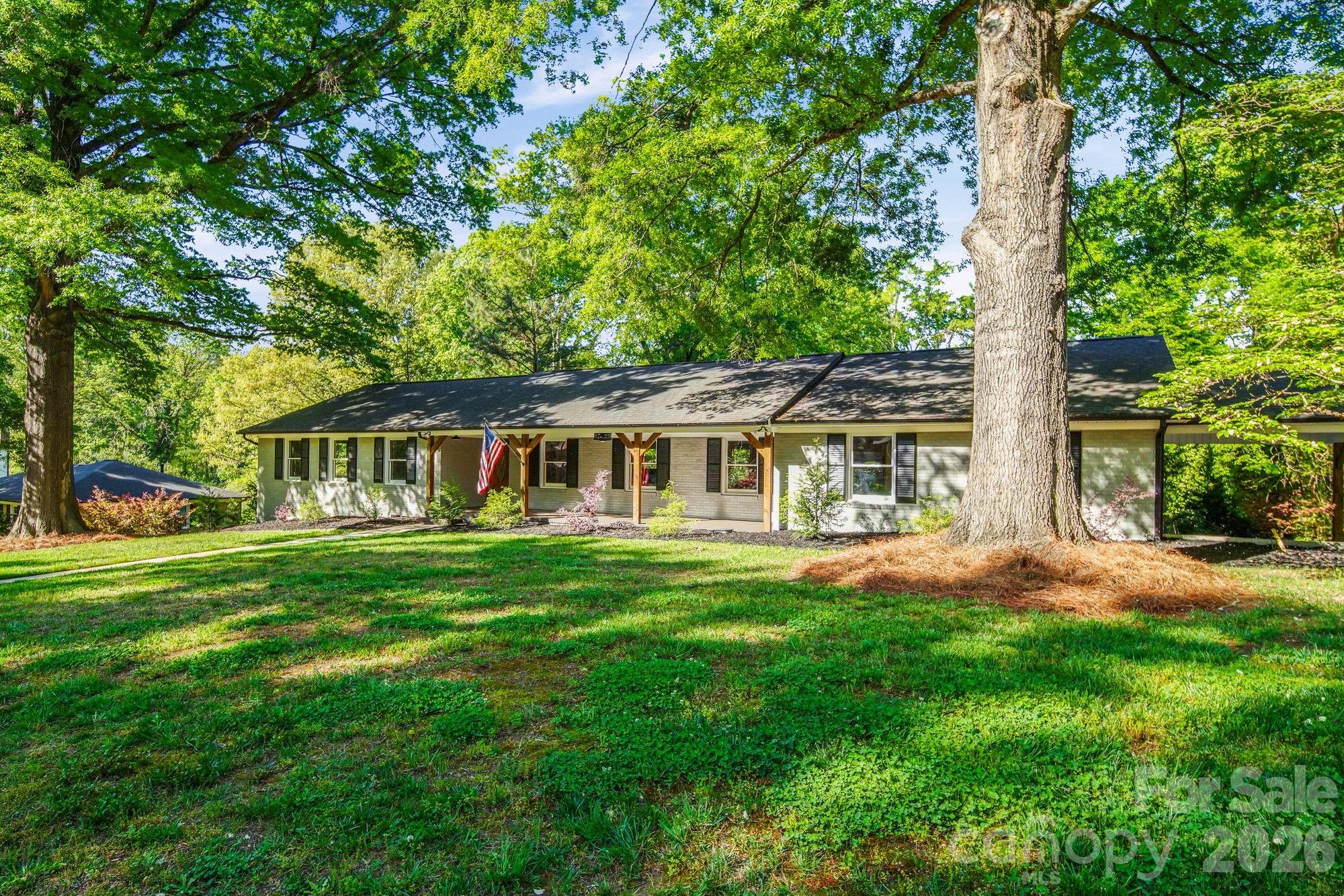 Photo 4 of 570 Crestside Drive SE, Concord, NC
