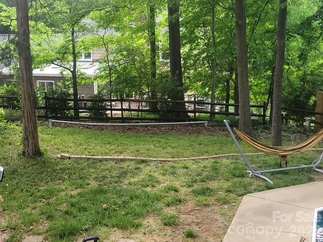 Photo 6 of 5815 Chapel Creek Court, Charlotte, NC