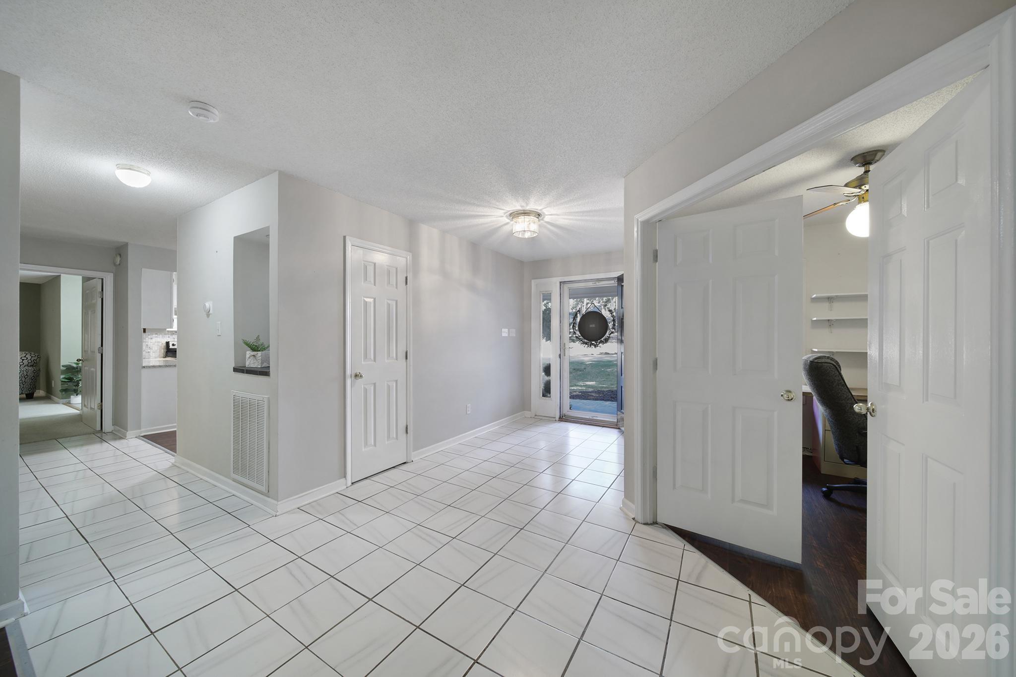 Photo 3 of 26037 Windjammer Drive, Fort Mill, SC