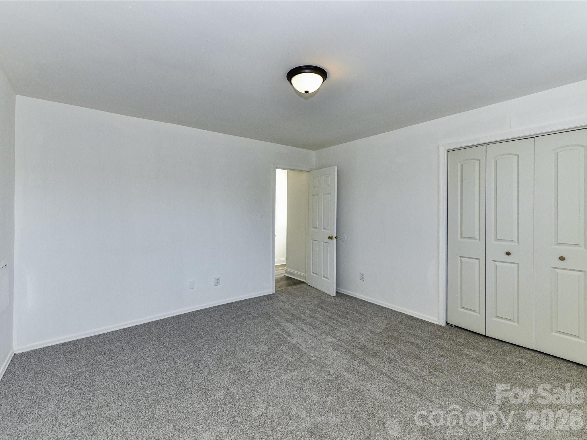 Photo 25 of 8322 Knights Bridge Road, Charlotte, NC