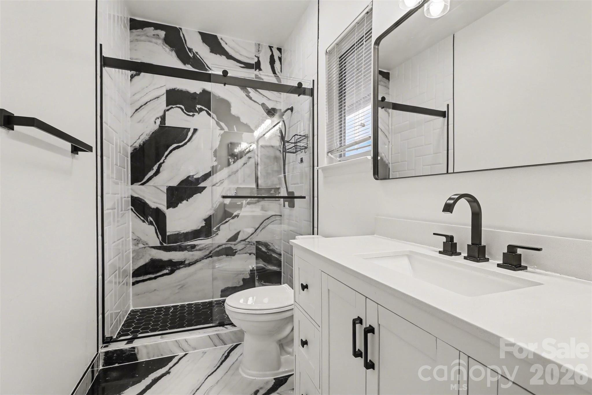 Photo 20 of 526 E 9th Street, Charlotte, NC