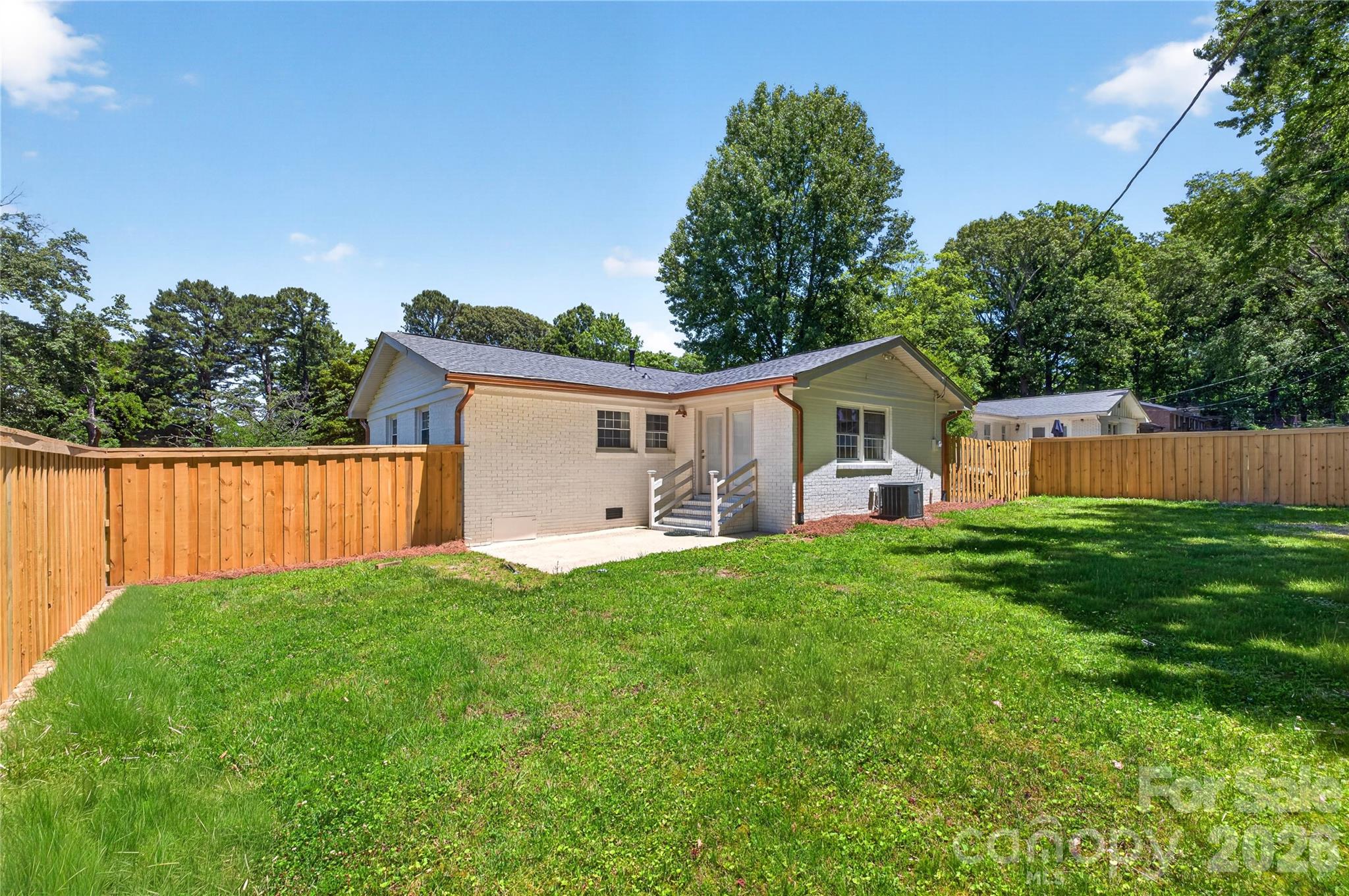 Photo 24 of 4408 Ivanhoe Place, Charlotte, NC