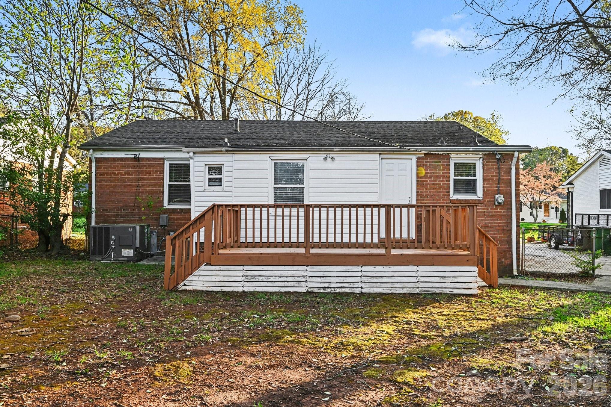 Photo 16 of 4726 Holbrook Drive, Charlotte, NC