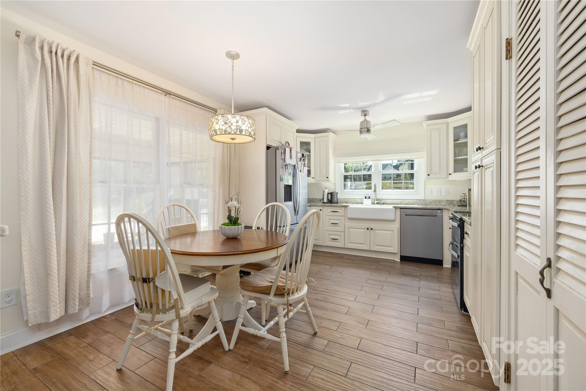 Photo 6 of 5431 Park Road, Charlotte, NC