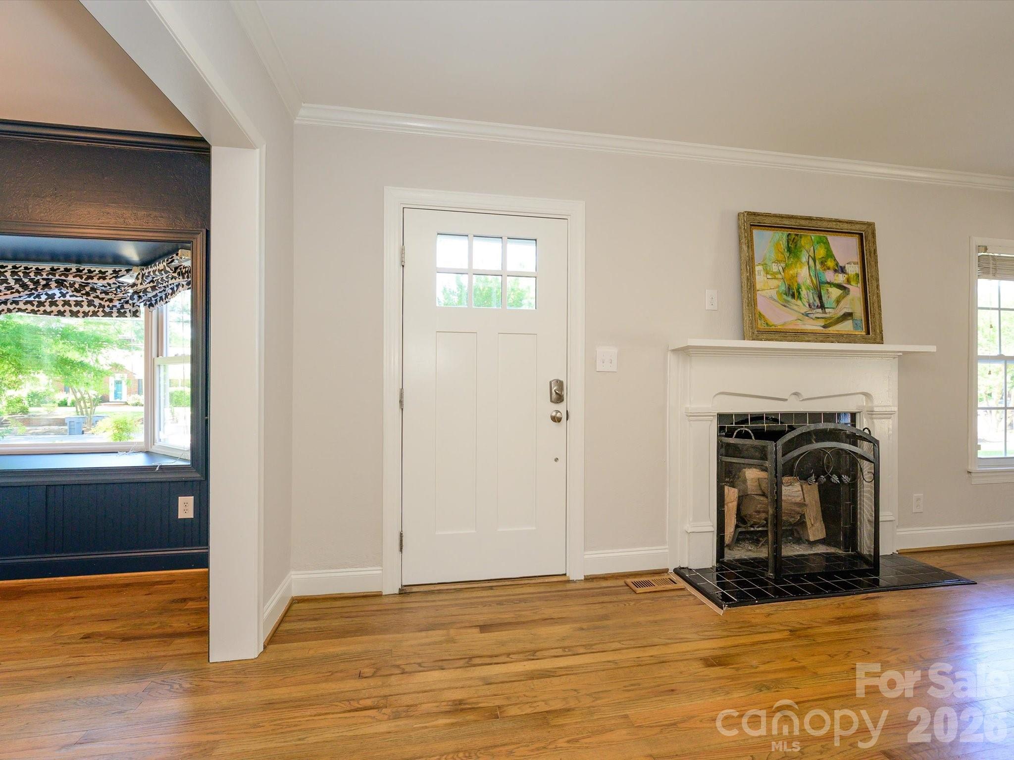 1929 Mecklenburg Avenue, Charlotte, NC - photo 3 of 36