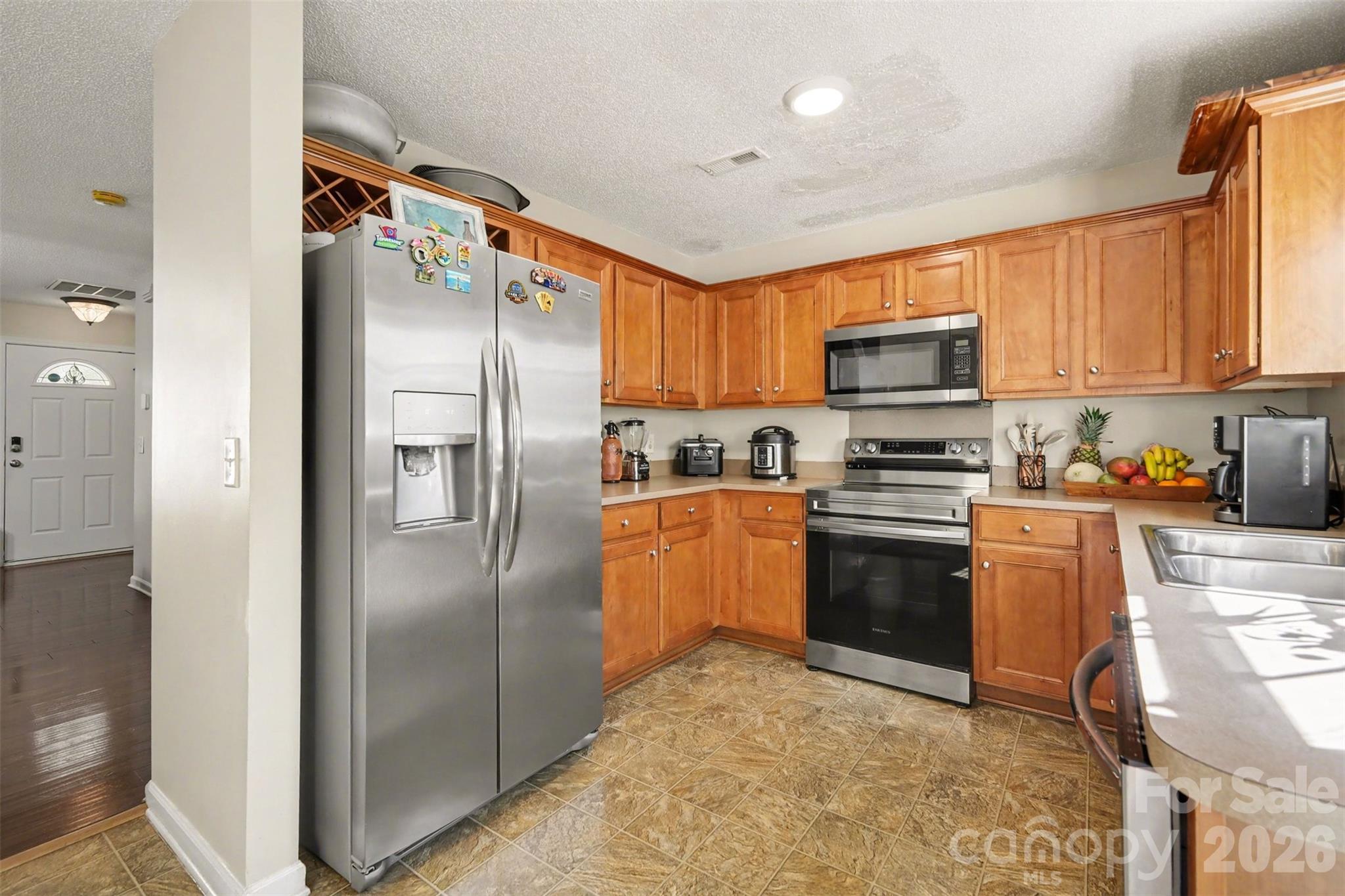 503 River View Drive, Lowell, NC - photo 6 of 34