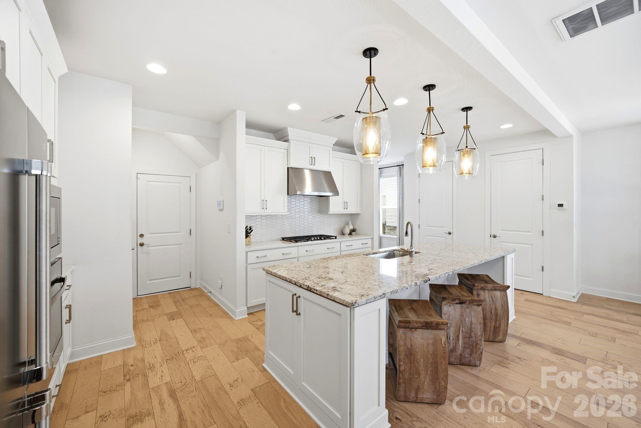 Photo 15 of 6008 Corbin Woods Court, Charlotte, NC