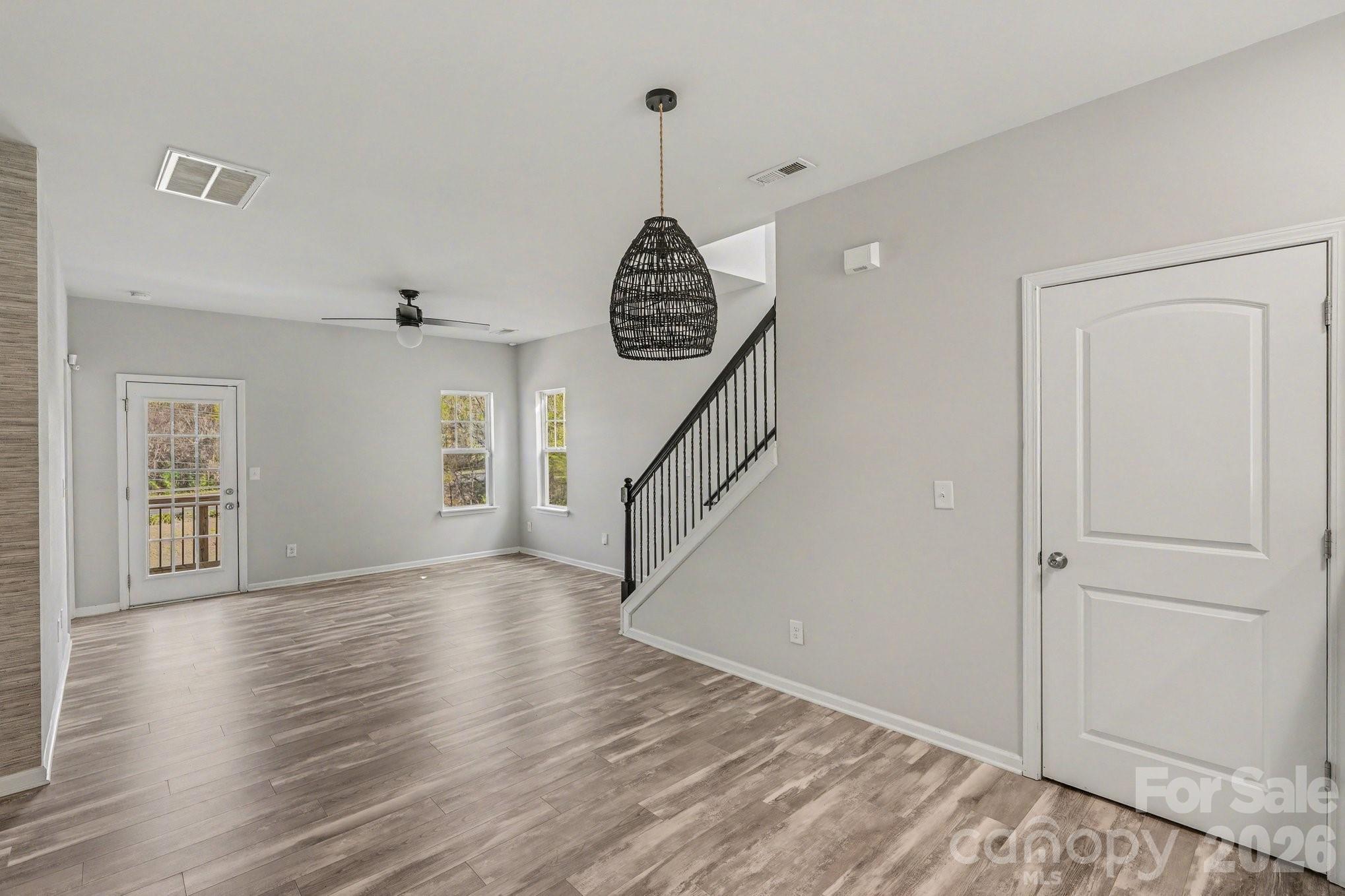 Photo 8 of 7023 Jane Parks Way, Charlotte, NC