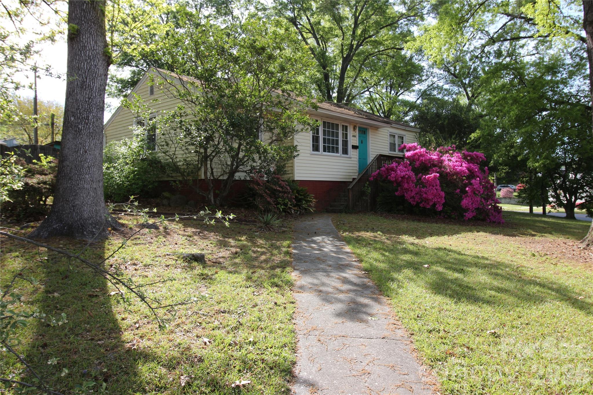 Exterior of 3300 Maywood Drive, Charlotte, NC
