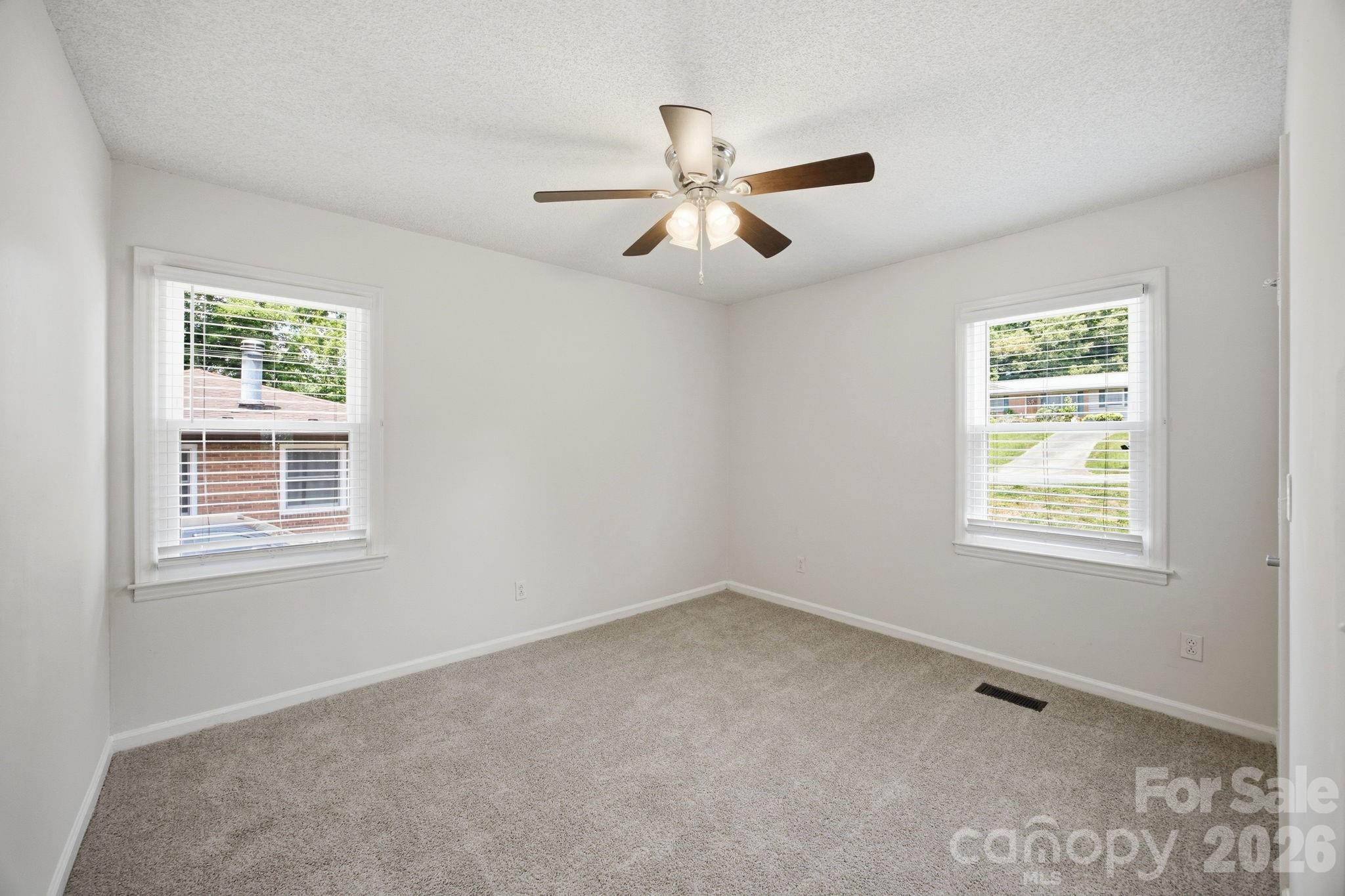6727 Glenmoor Drive, Charlotte, NC - photo 18 of 32