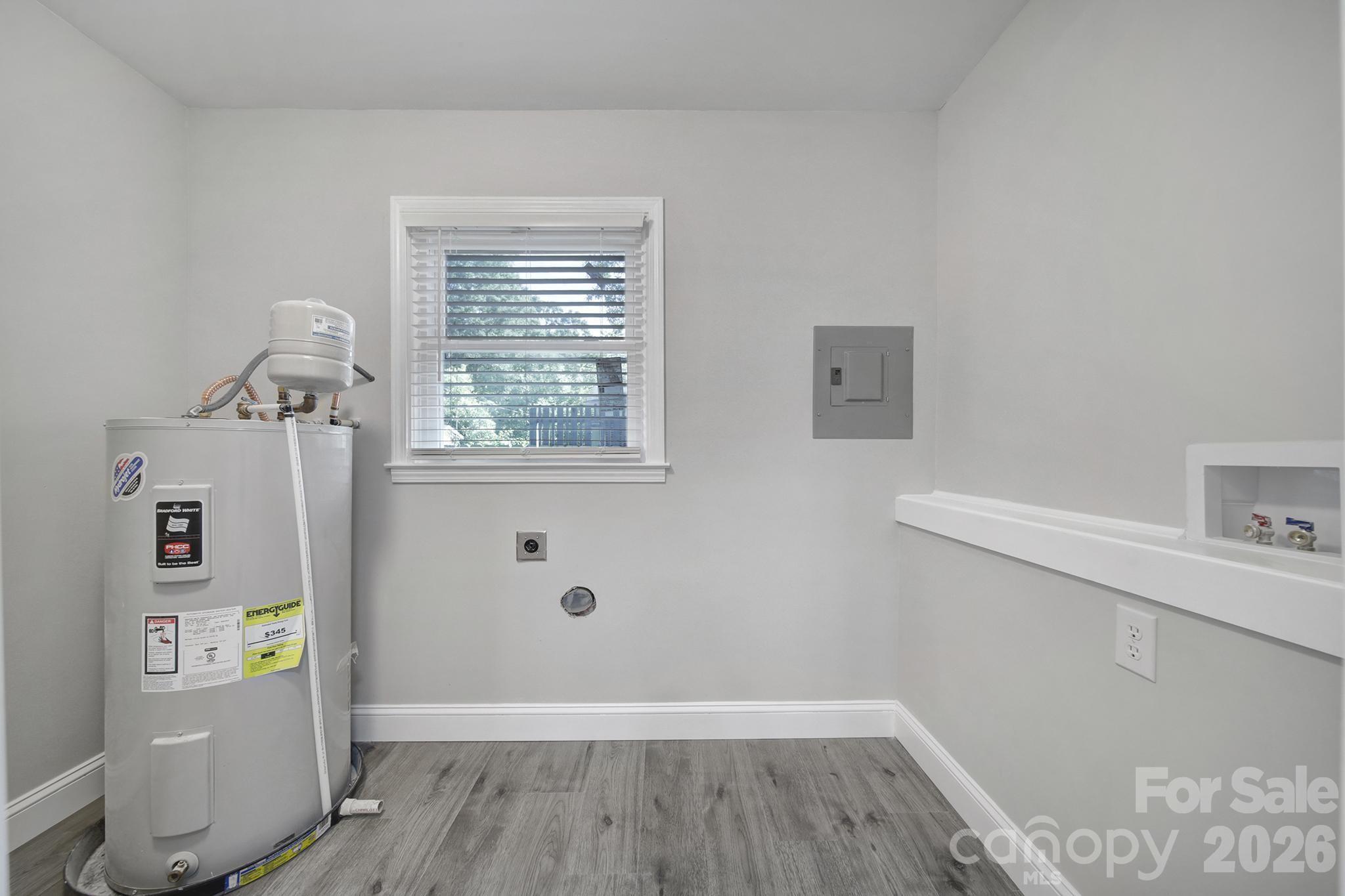 Home for sale at 1801 Dallas Avenue, Charlotte, NC — photo 24 of 34