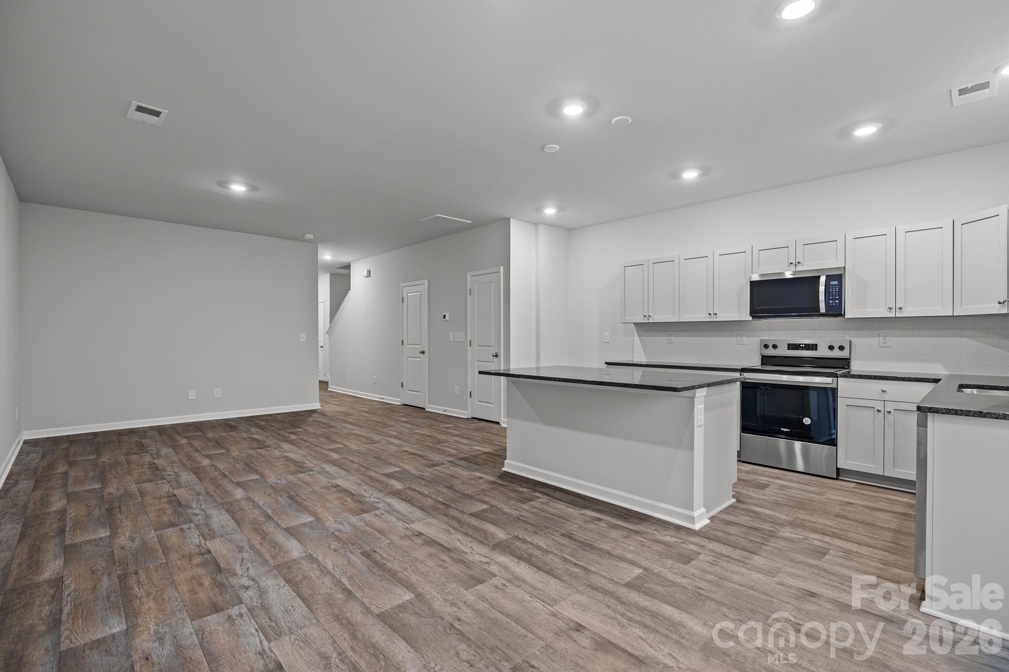 Photo 5 of 4552 Green Drake Drive, Charlotte, NC