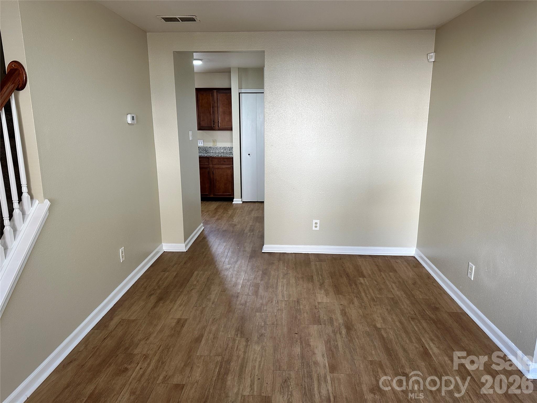 3042 Meadow Knoll Drive, Charlotte, NC - photo 4 of 21