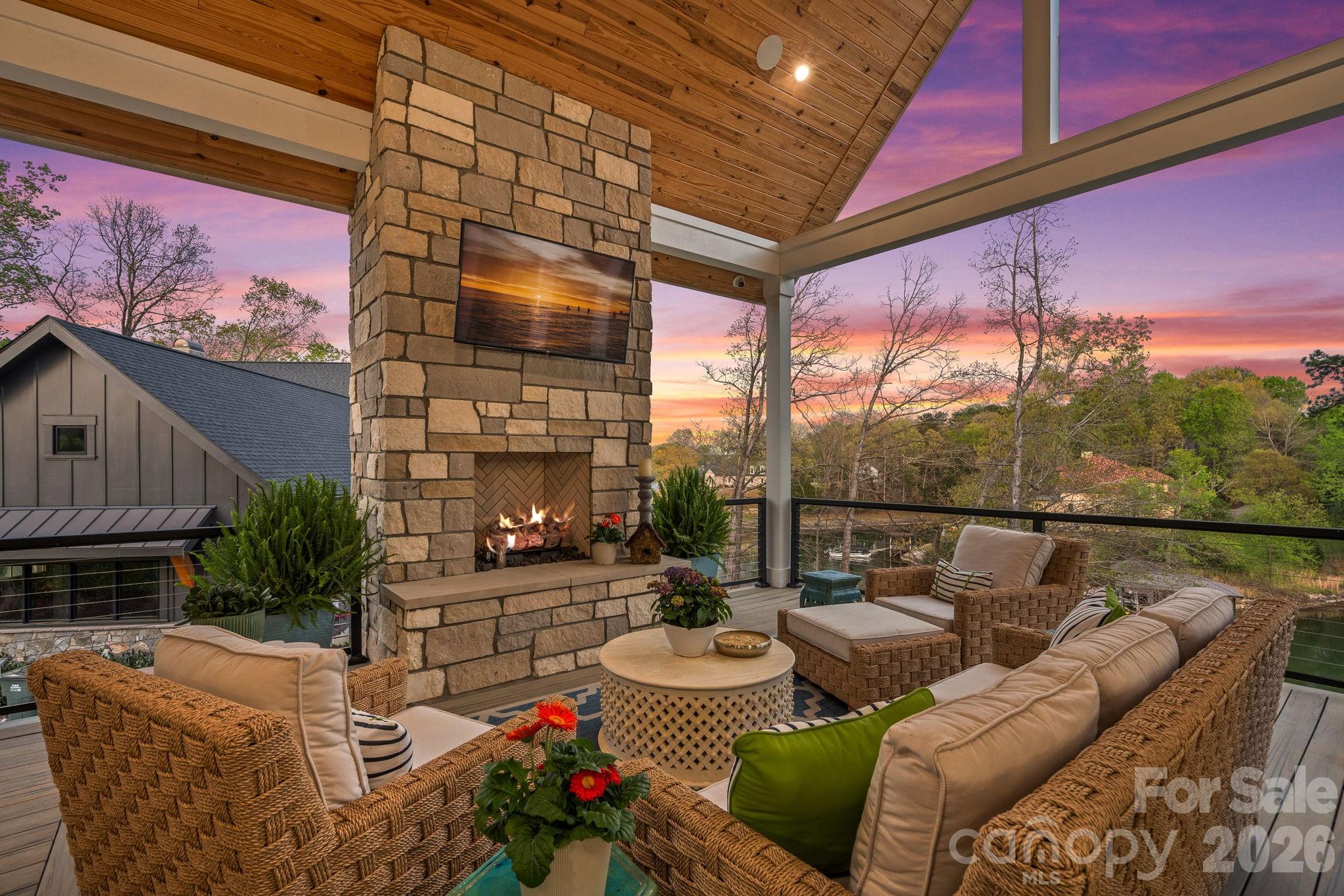 Photo 3 of 5907 Kiowa Road, Clover, SC