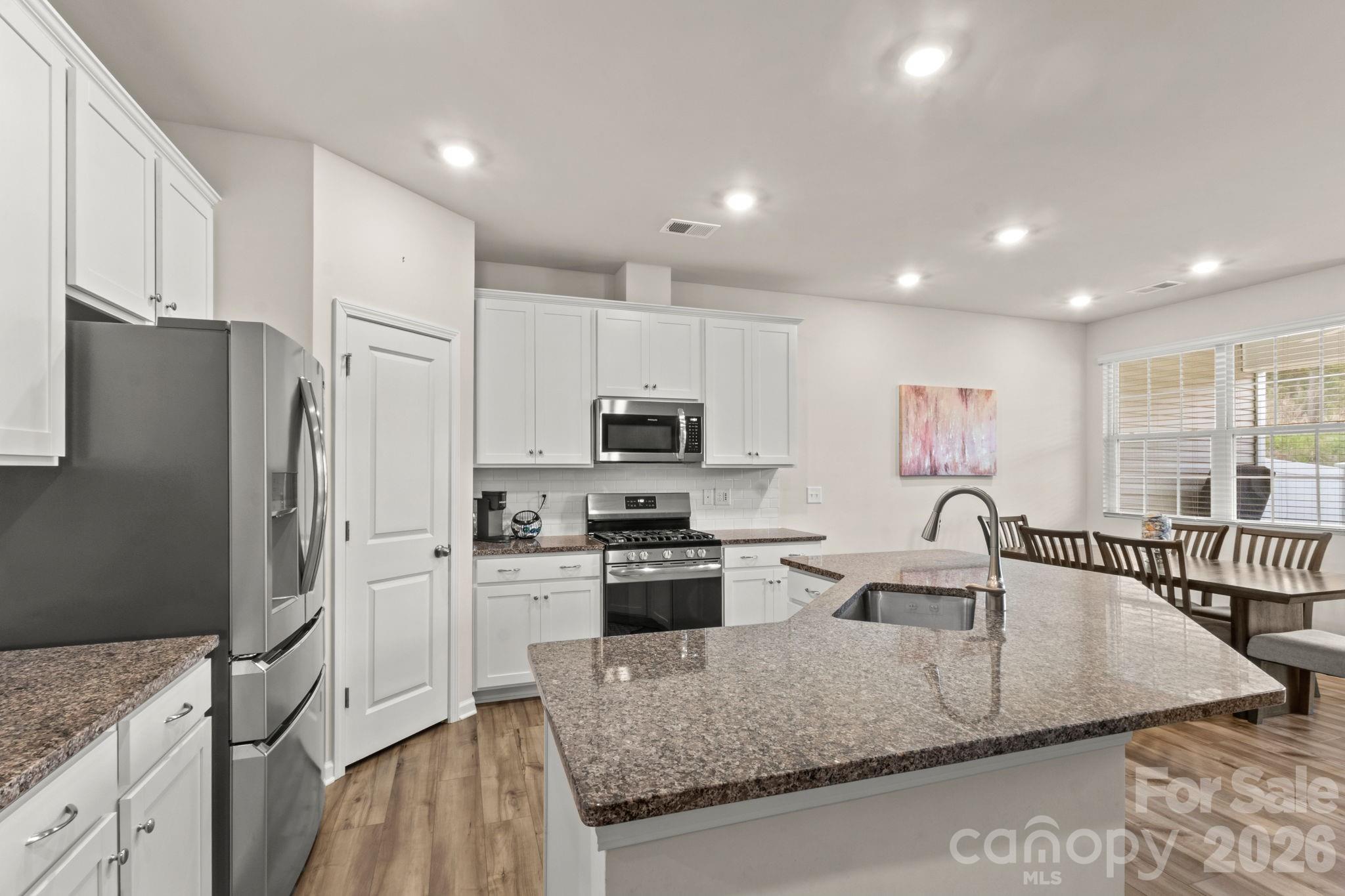 Photo 5 of 14136 Castle Nook Drive, Charlotte, NC