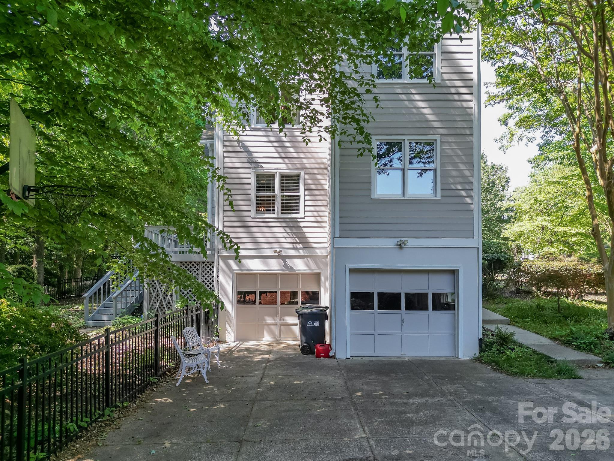 Photo 5 of 230 N Brackenbury Lane, Charlotte, NC