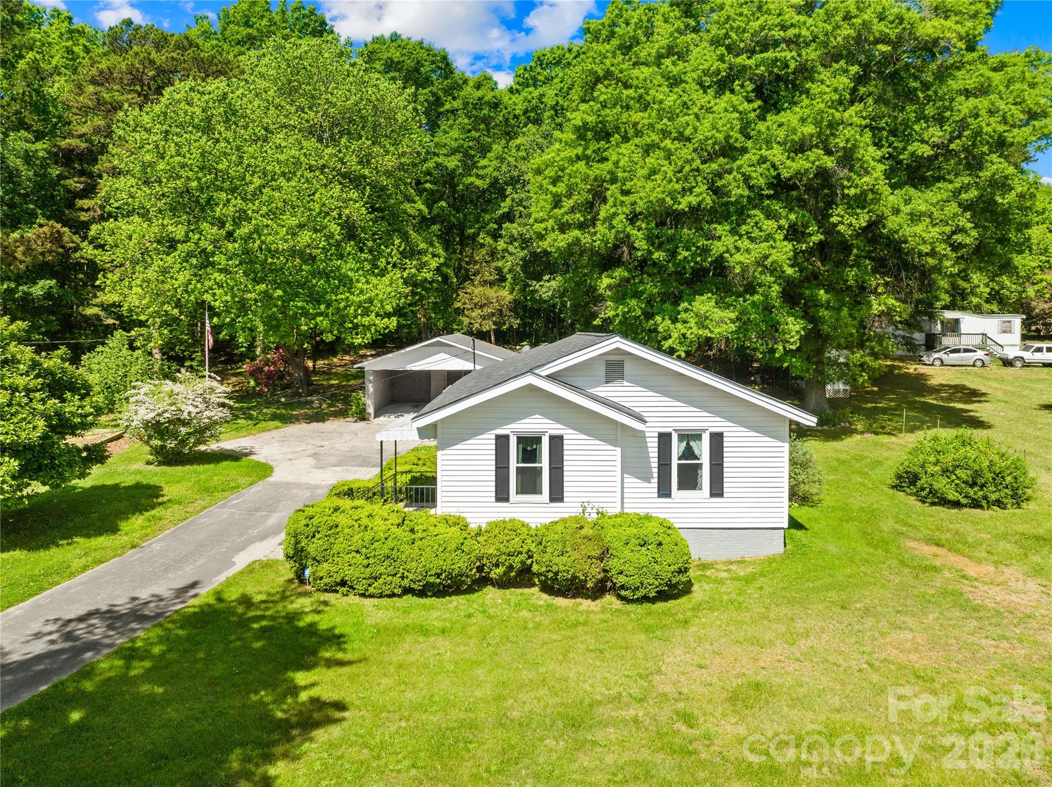 213 Ledford Drive, Gastonia, NC