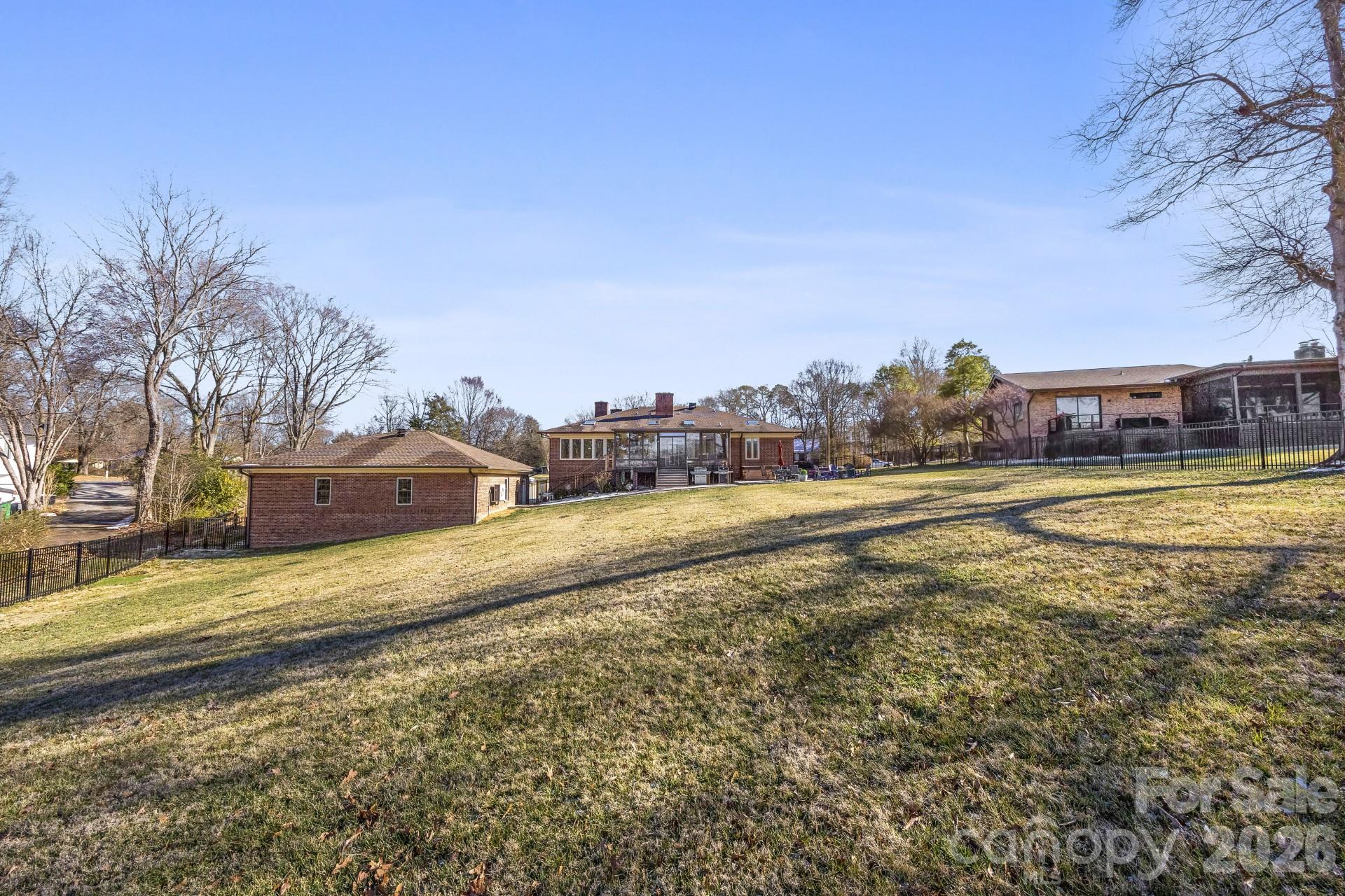 Photo 43 of 1419 Stoneyridge Drive, Charlotte, NC