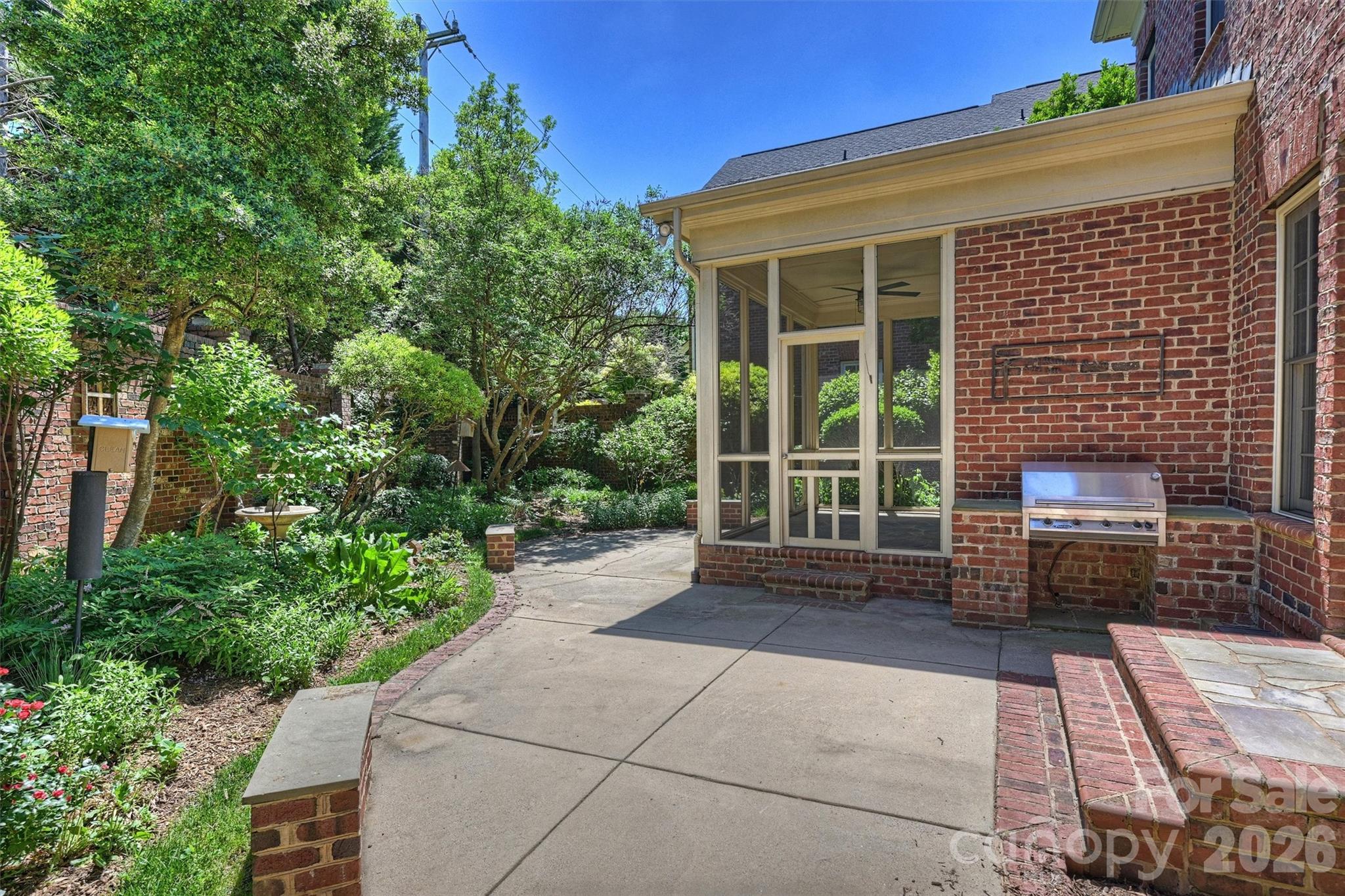 Photo 38 of 1115 S Kings Drive, Charlotte, NC