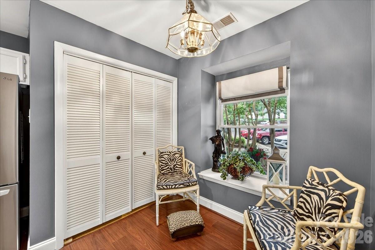 Photo 7 of 830 Sardis Cove Drive, Charlotte, NC