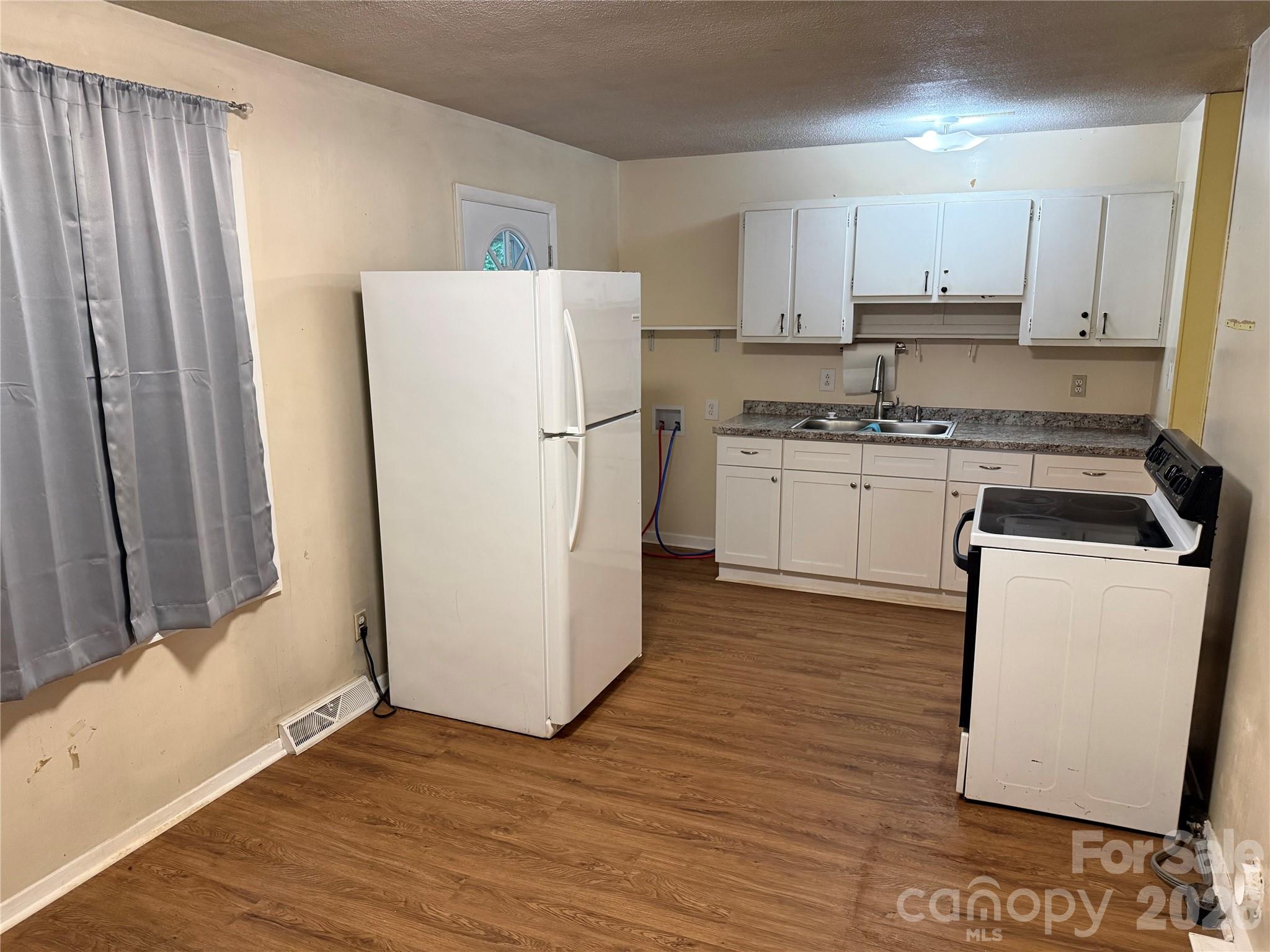 Photo 6 of 2609 Alleghany Street, Charlotte, NC