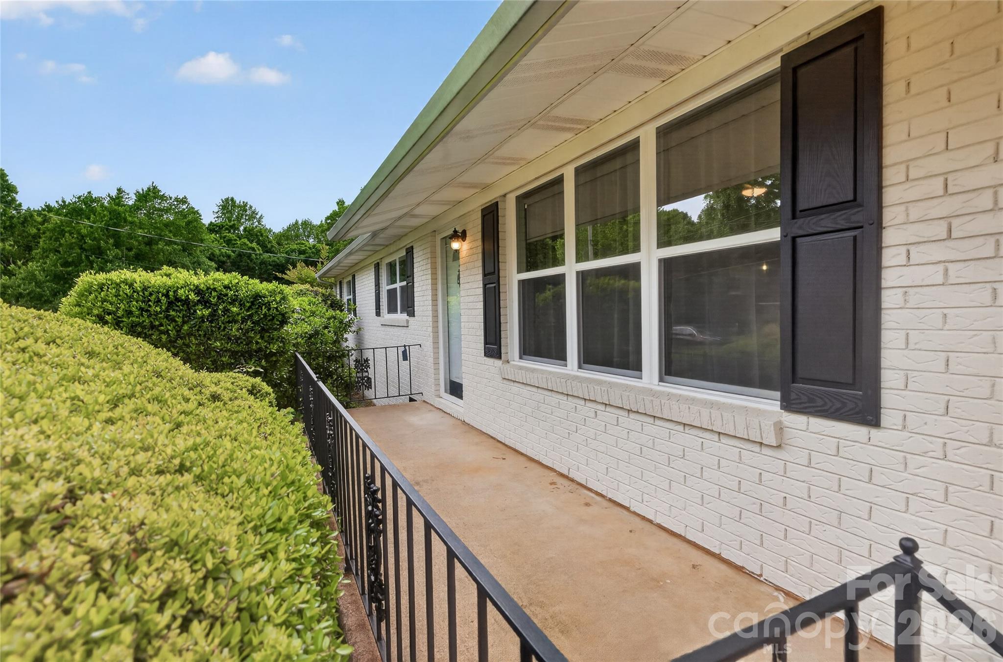 Photo 4 of 4429 Dawnwood Drive, Gastonia, NC