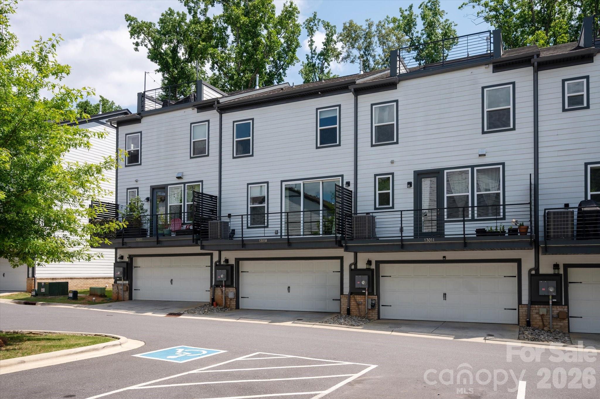 Photo 31 of 13018 Simoneaux Lane, Charlotte, NC