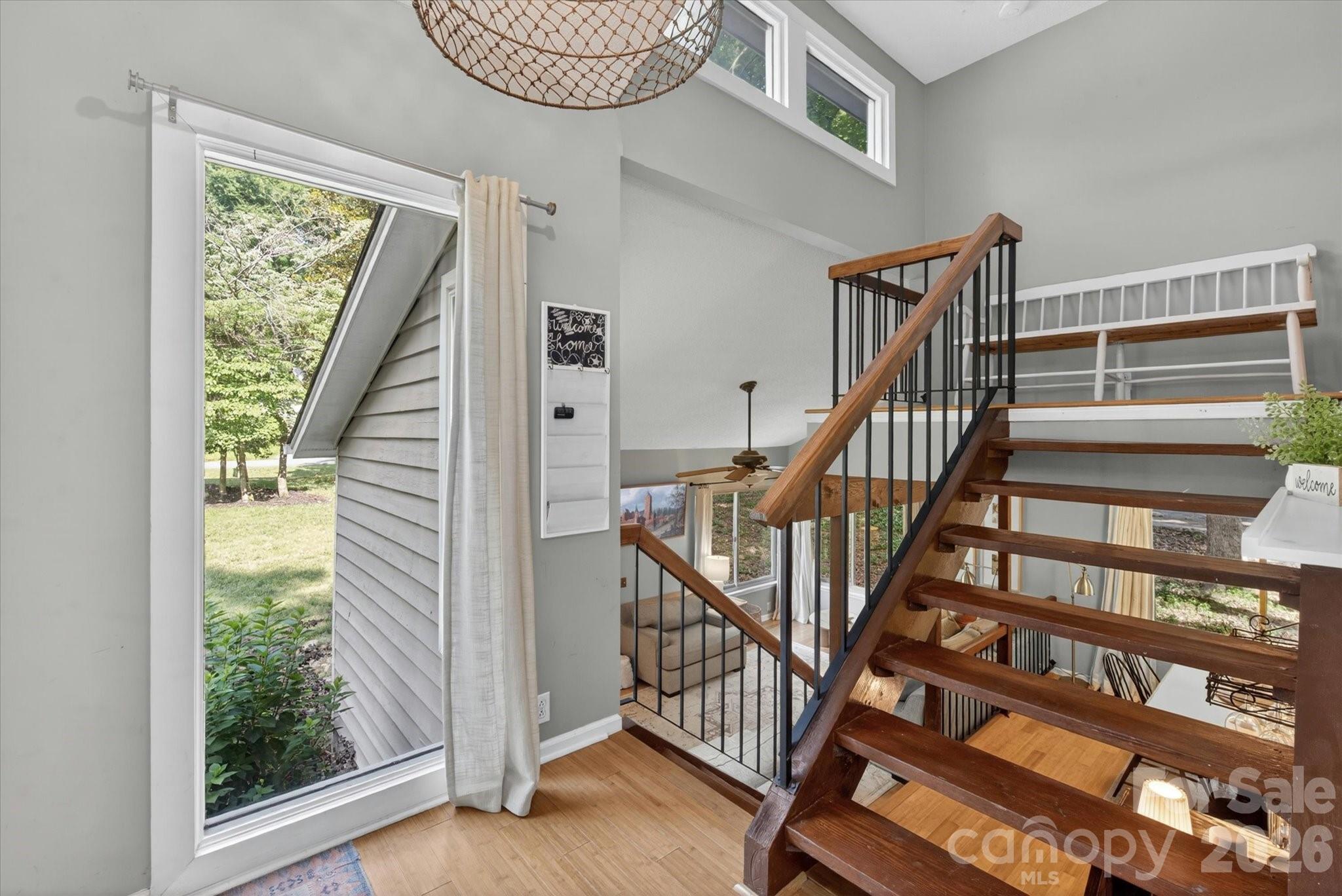 Photo 5 of 7611 Robin Crest Road, Charlotte, NC