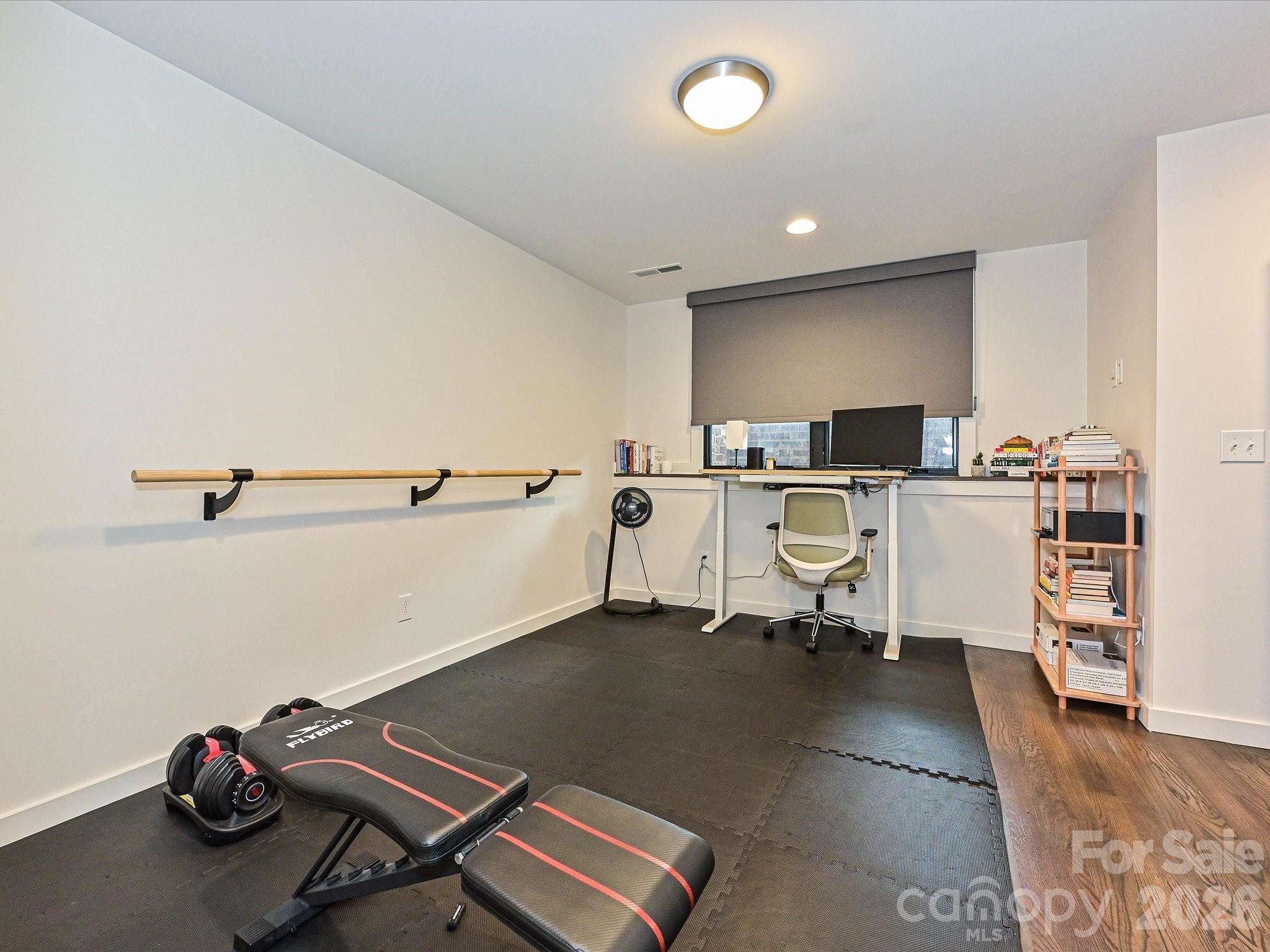 Photo 20 of 432 E 33rd Street, Charlotte, NC